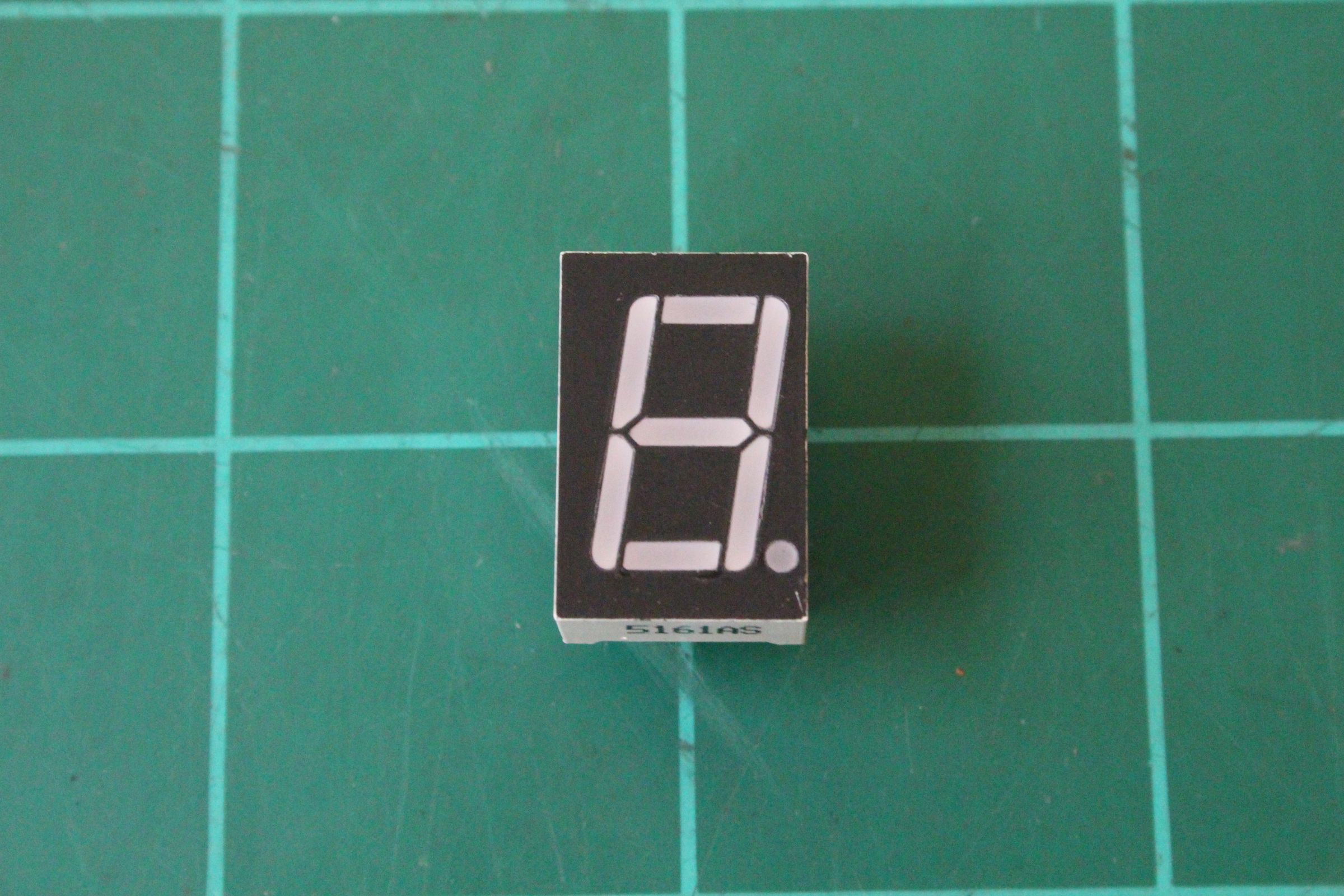 How to Make a Robot Face Out of a 7 Segment Display : 6 Steps ...