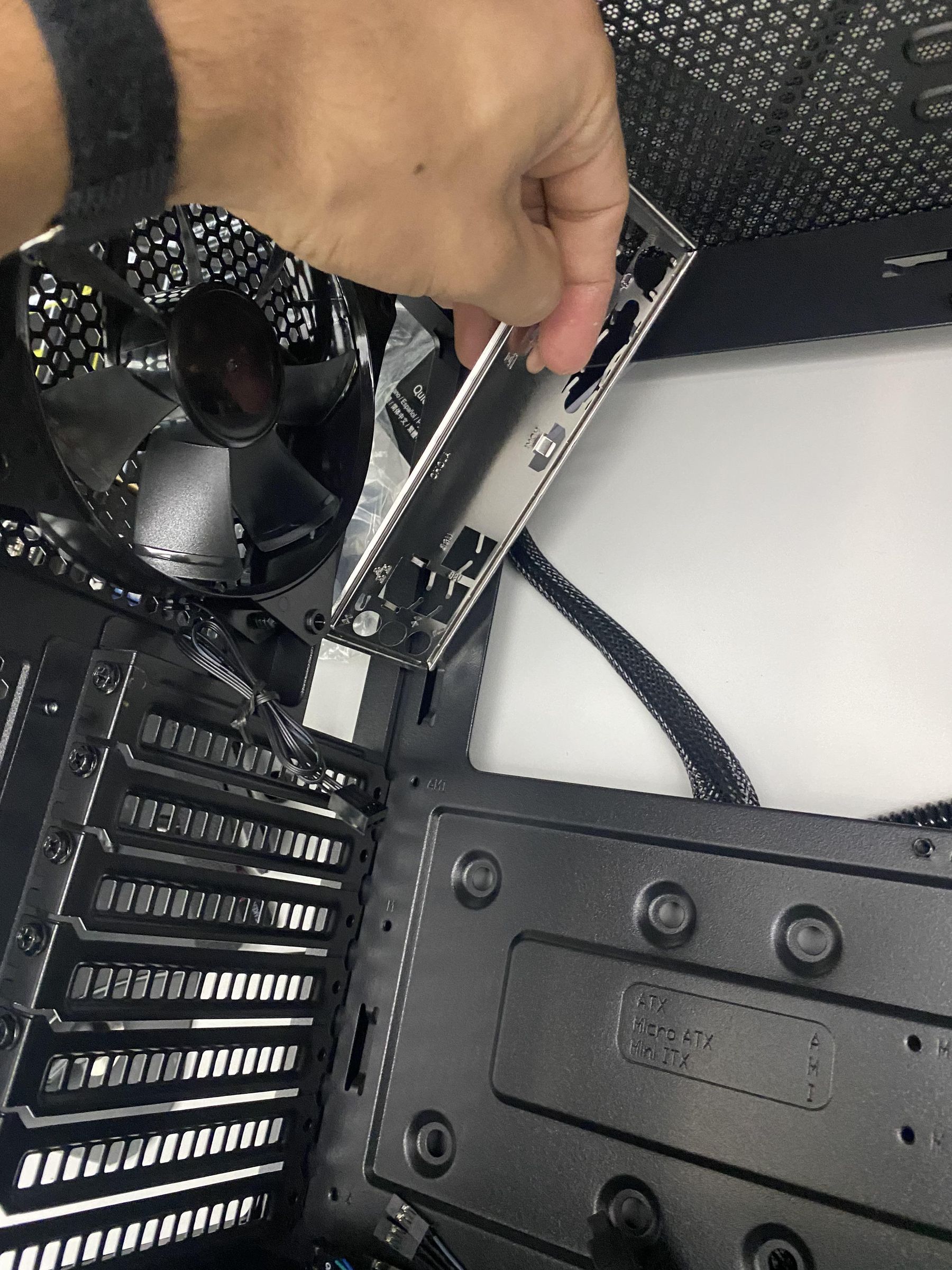 PC Build : 7 Steps - Instructables