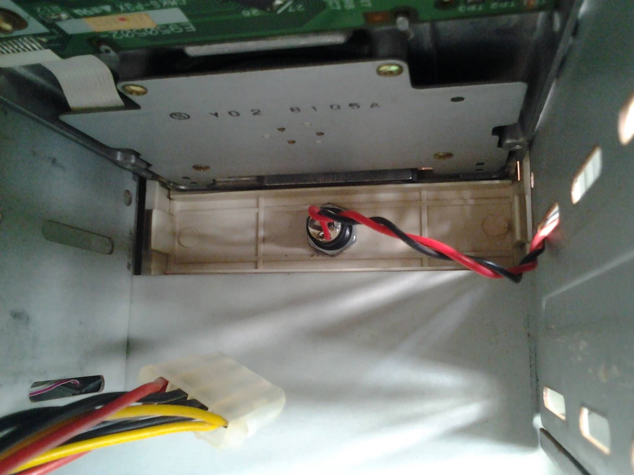 Lock Your Computer CPU Cabinet With Handheld Key : 5 Steps (with ...