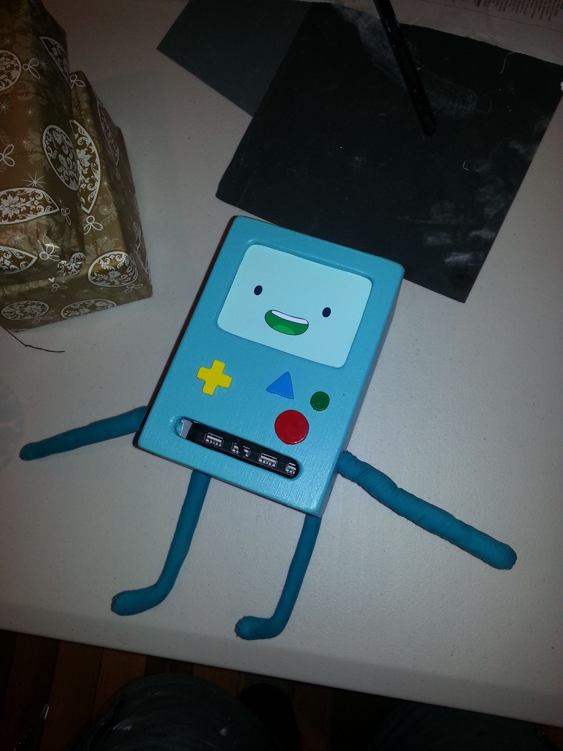BMO Desk Mate : 5 Steps - Instructables