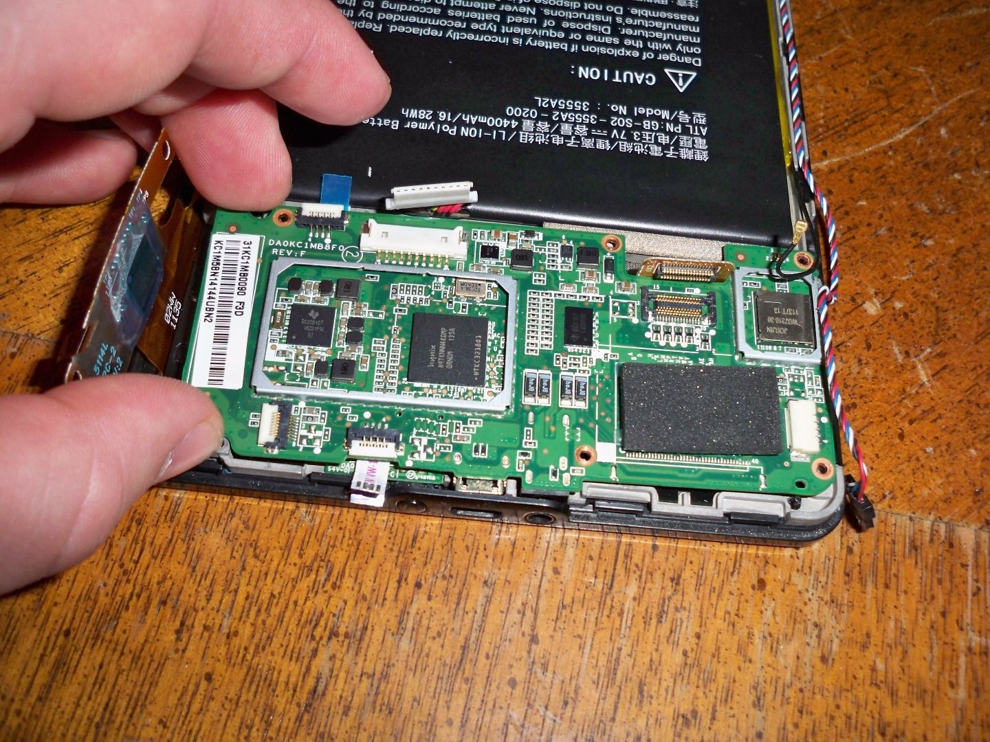 How to Repair the USB Port on an Amazon Kindle Fire : 7 Steps ...