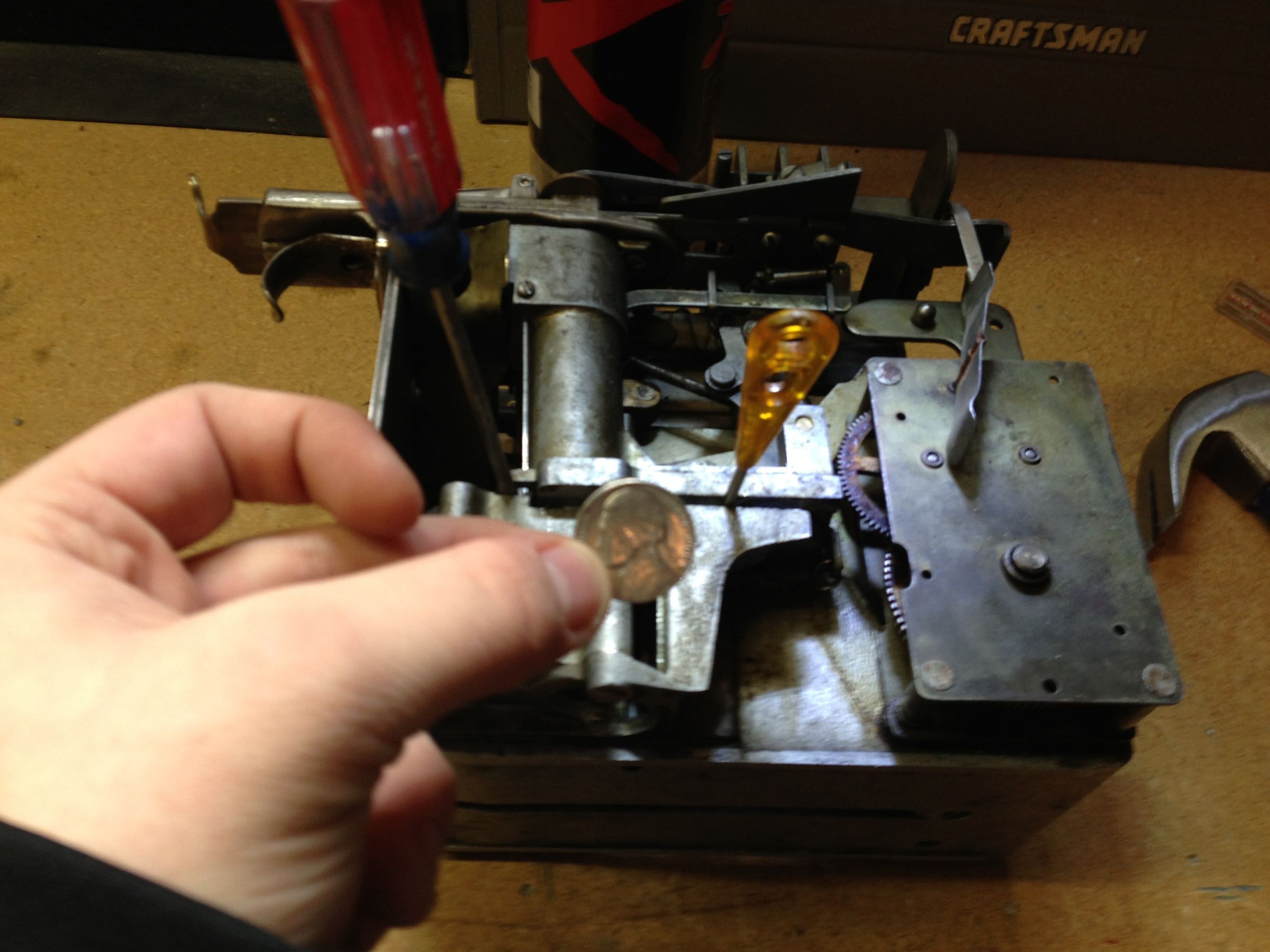 Mills Vest Pocket Slot Machine Restoration : 19 Steps (with Pictures ...