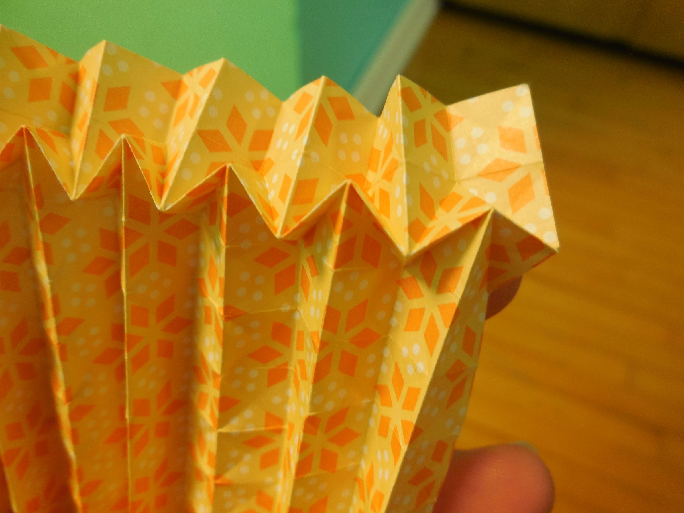 Origami Magic Ball : 7 Steps - Instructables