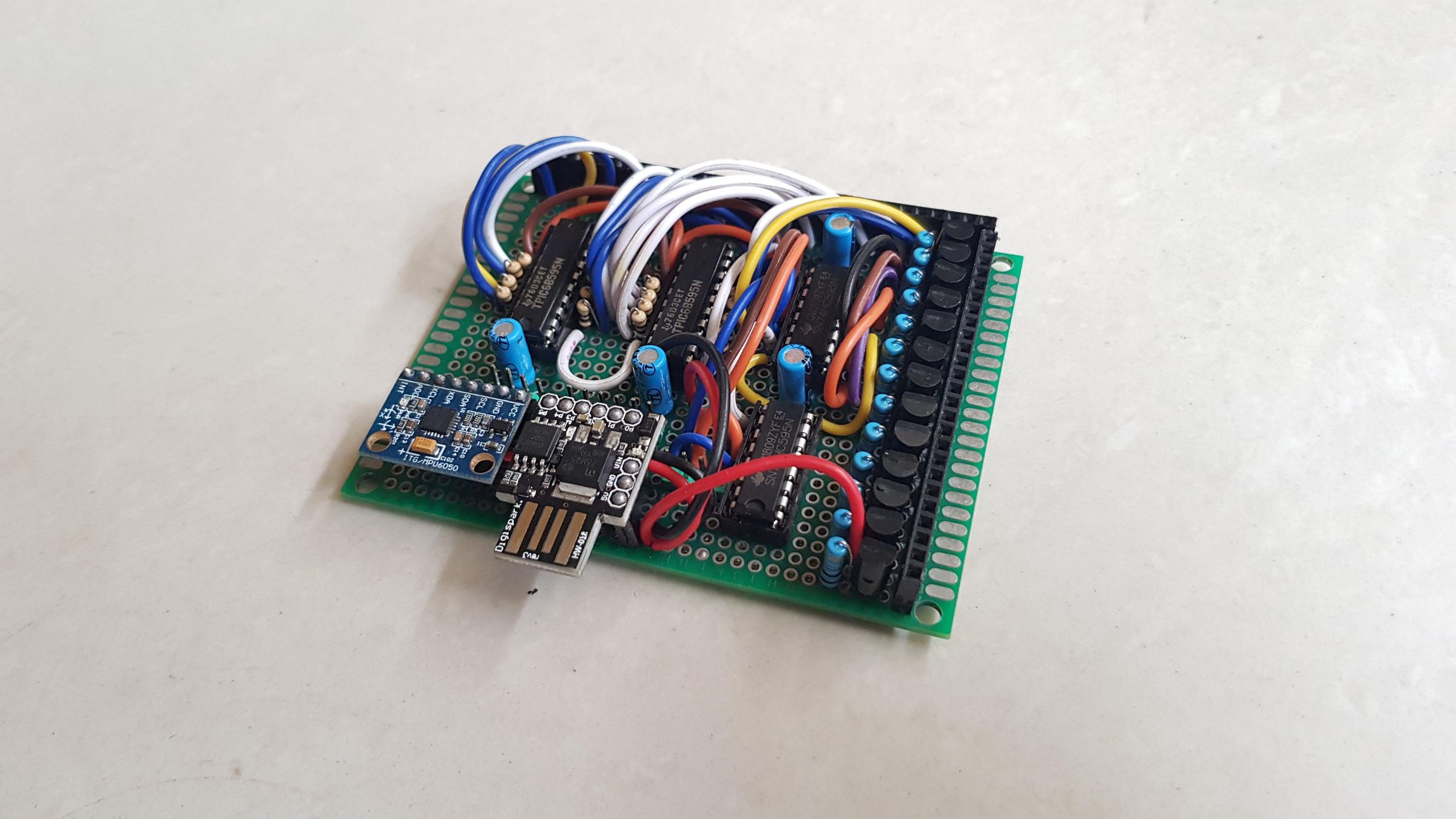 ATTINY85 – SIMULTANEOUSLY USING I2C AND SPI PROTOCOLS : 8 Steps (with ...