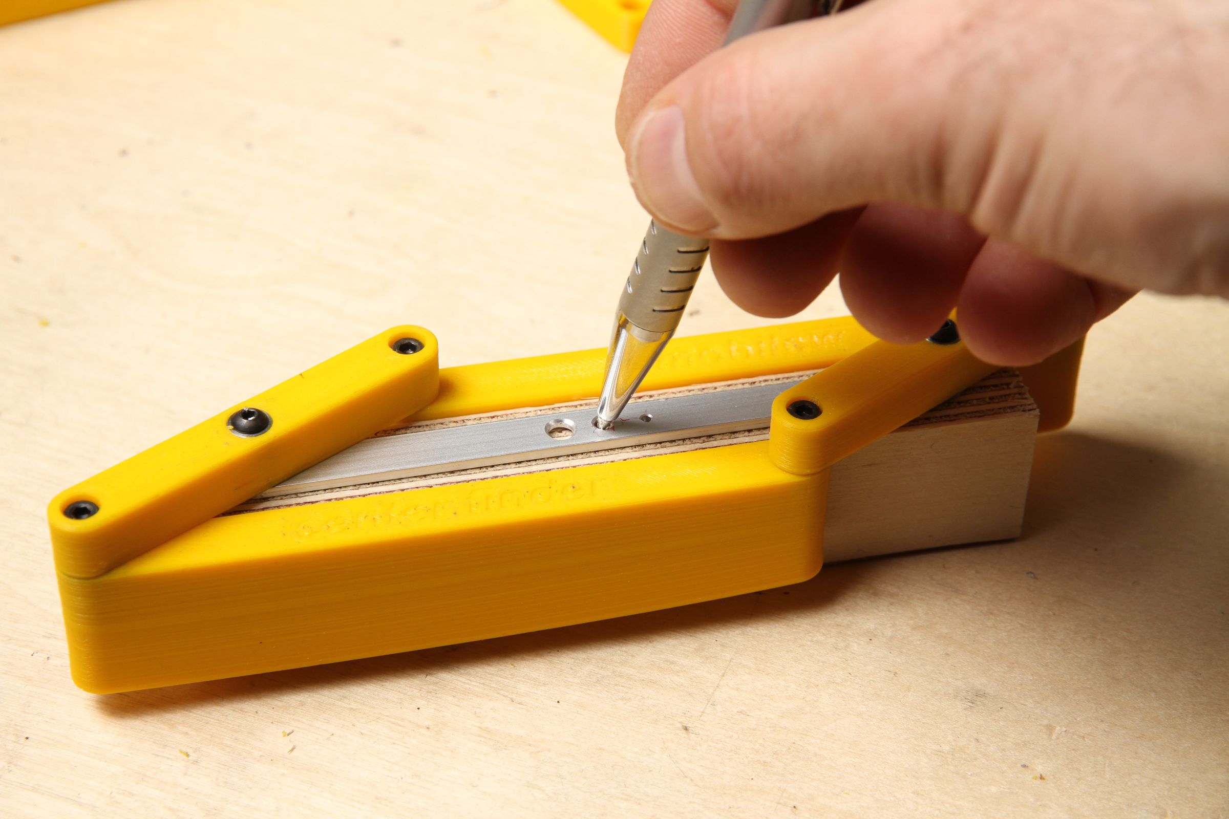 Center Finder (with Pictures) - Instructables