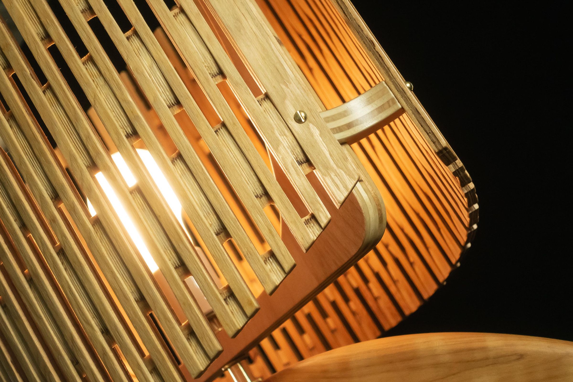 Flexible Plywood Modern Lamp : 16 Steps (with Pictures) - Instructables