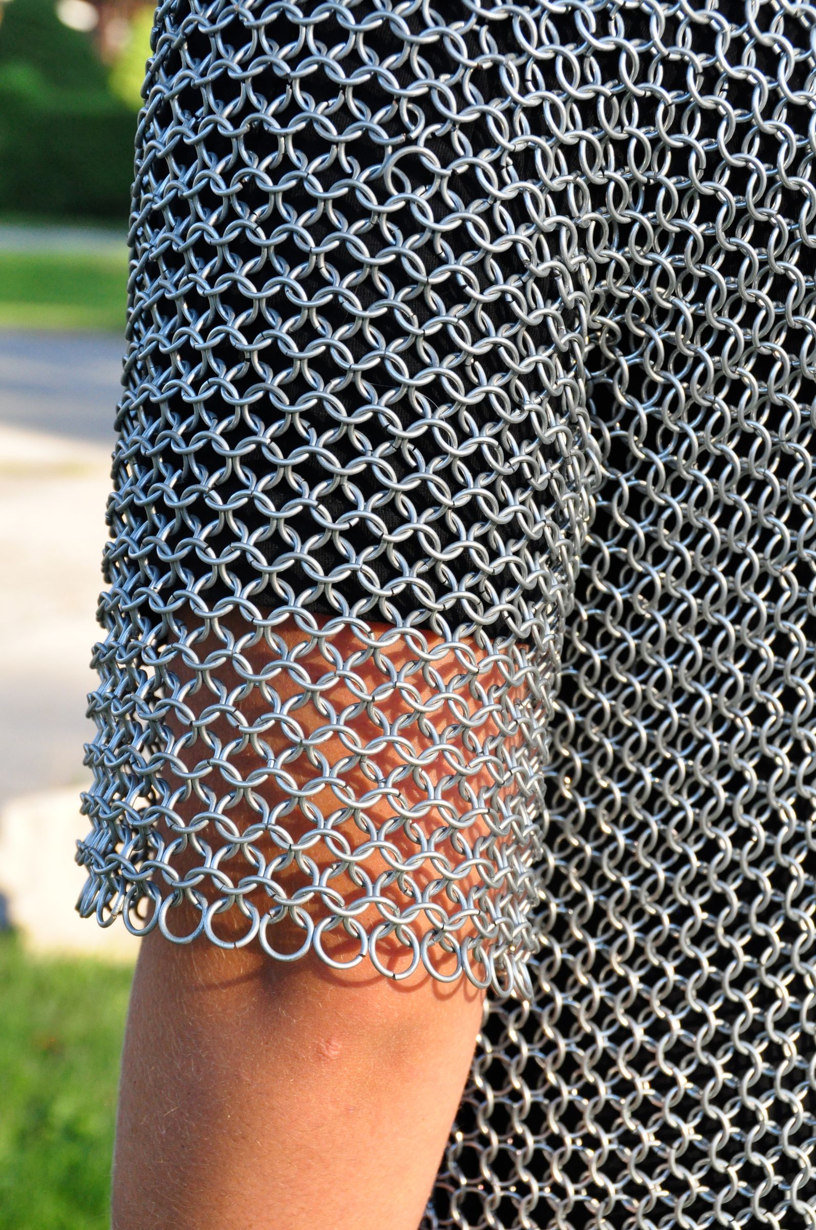 How to Make a Chainmail Shirt : 8 Steps (with Pictures) - Instructables
