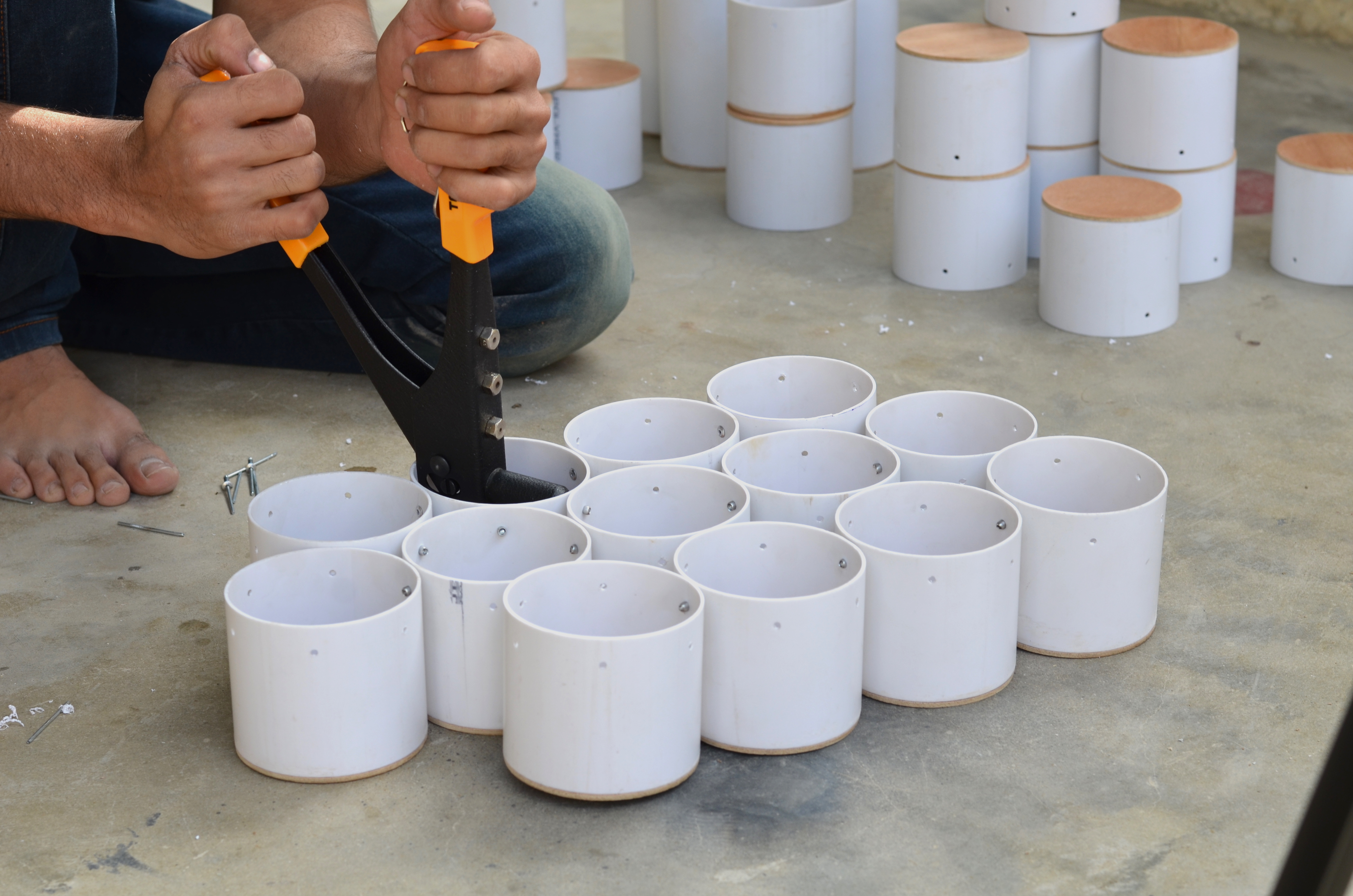 DIYers PVC Organizer Workbench/Table : 15 Steps (with Pictures ...