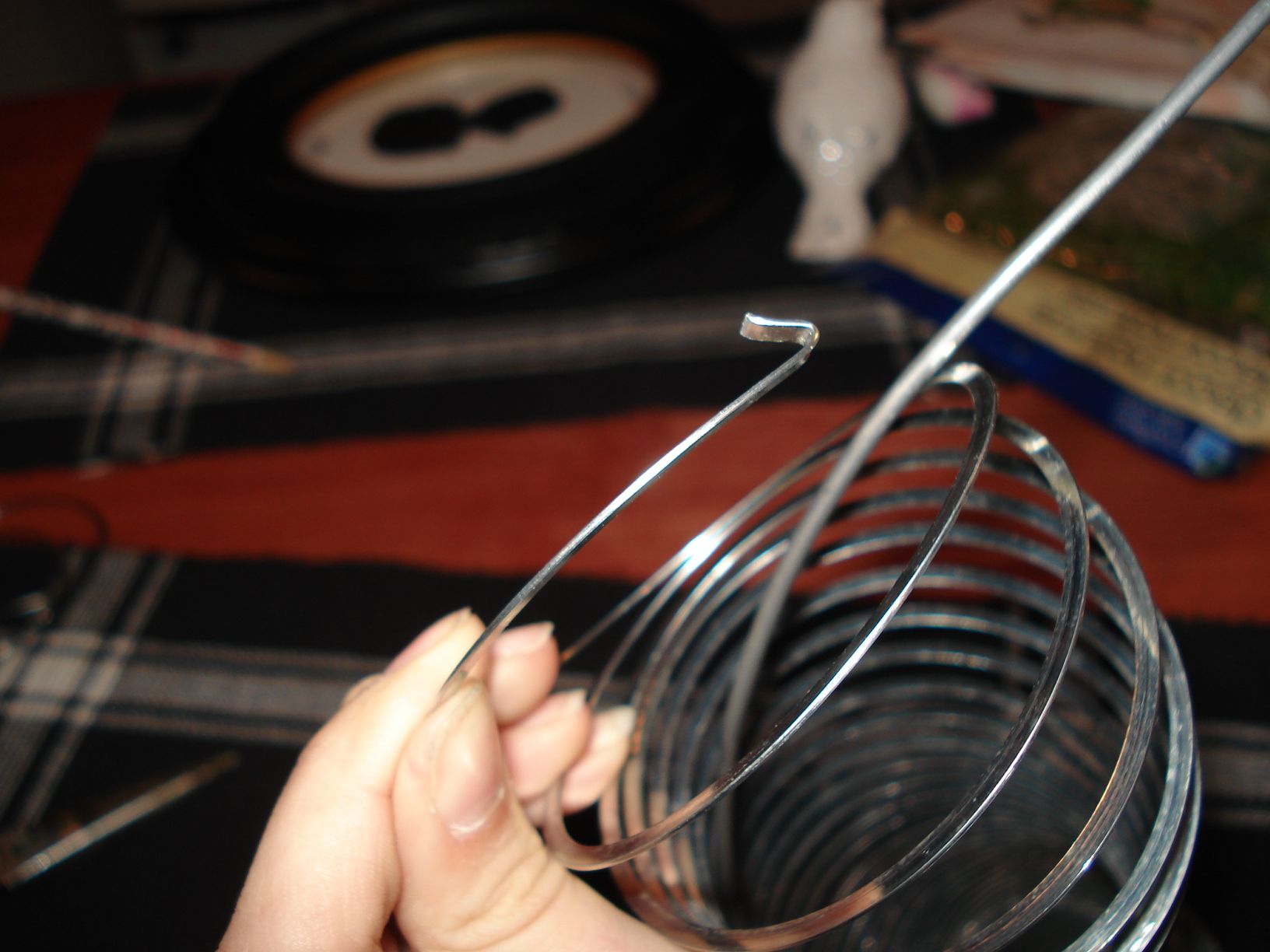 Bird Feeder Slinky : 5 Steps - Instructables