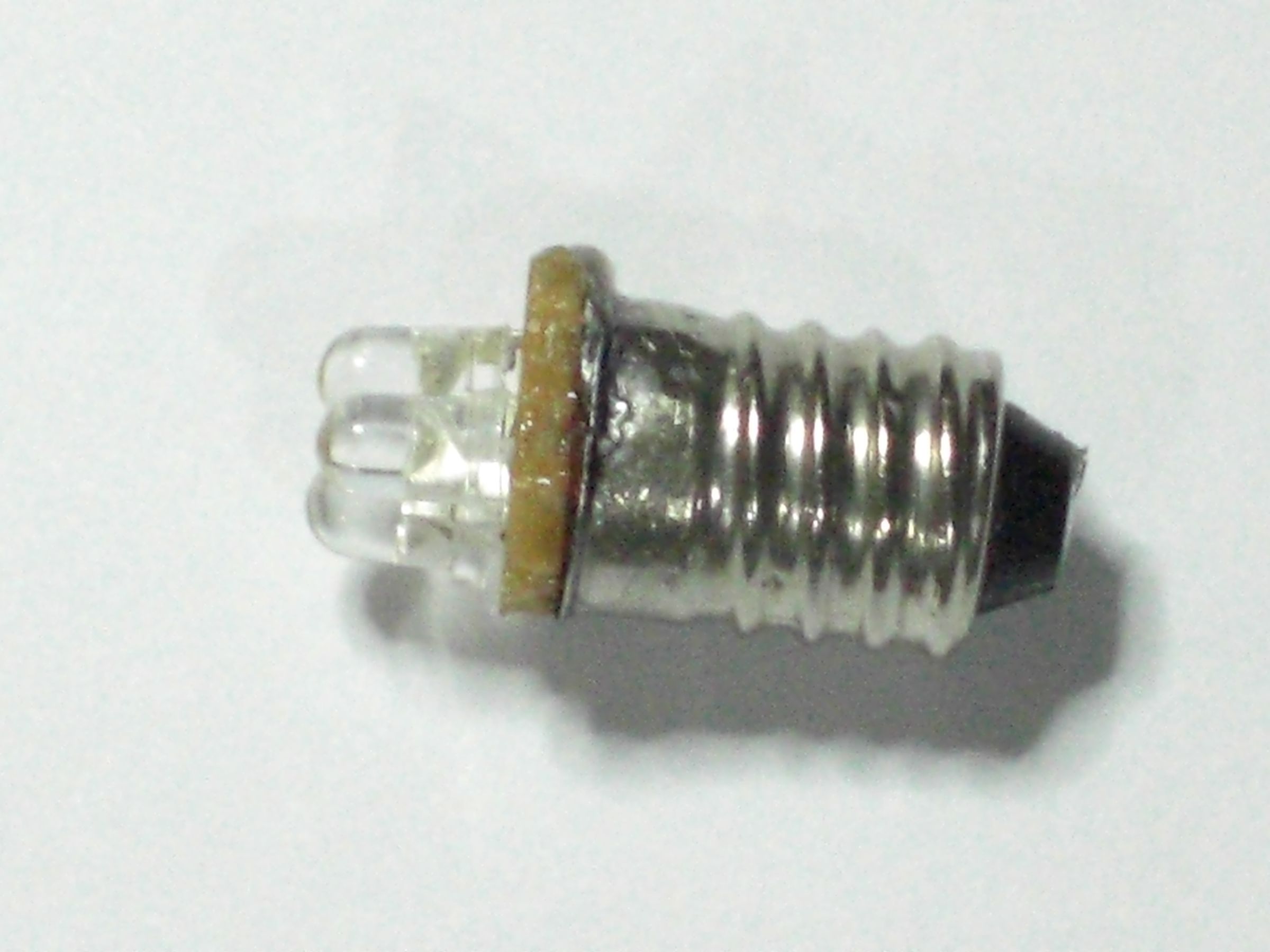 Retrofitting LEDs in a Dynamo Bulb : 12 Steps (with Pictures ...