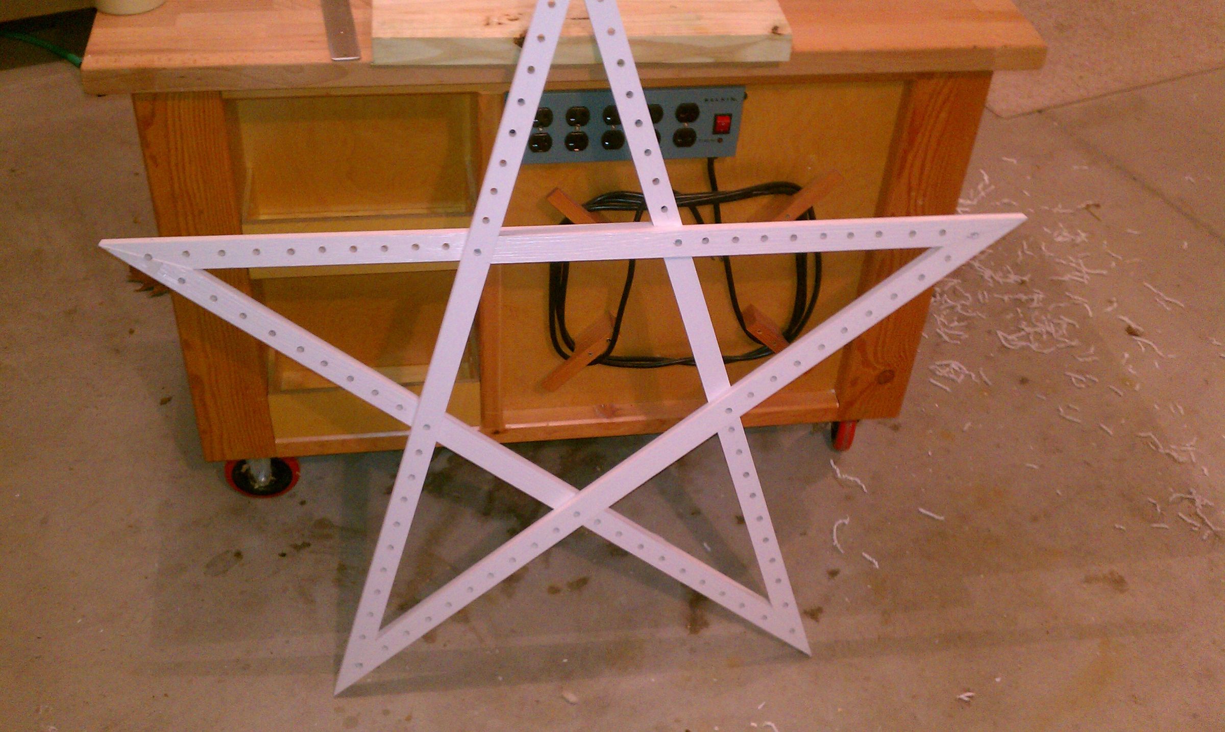 Giant Christmas Star : 6 Steps - Instructables