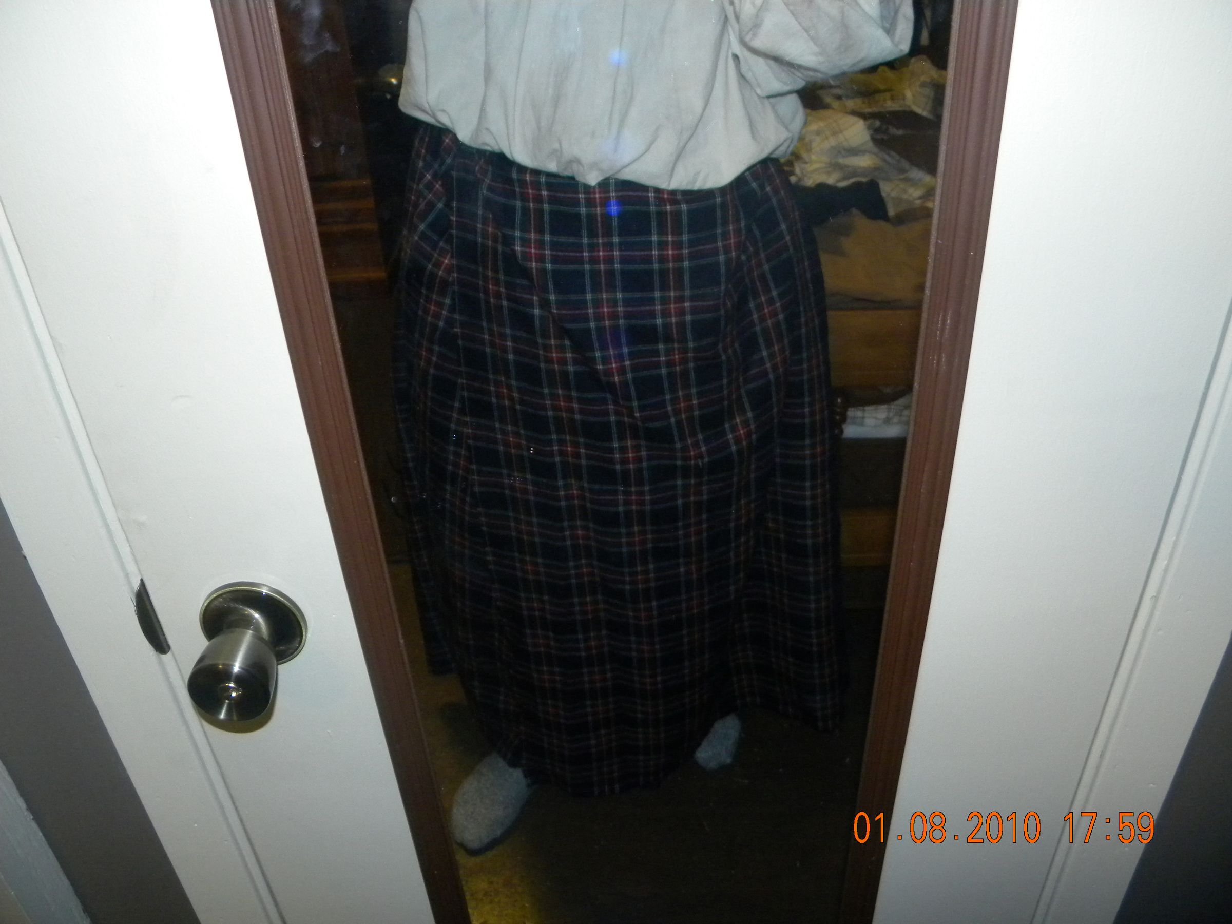 How to Make a Scottish Great Kilt : 6 Steps - Instructables