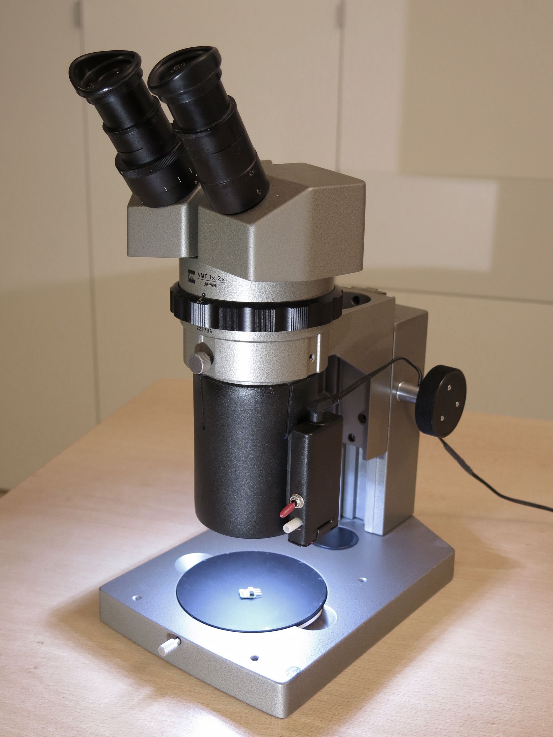 Retrofit a LED Ring to a Stereo Microscope : 9 Steps - Instructables