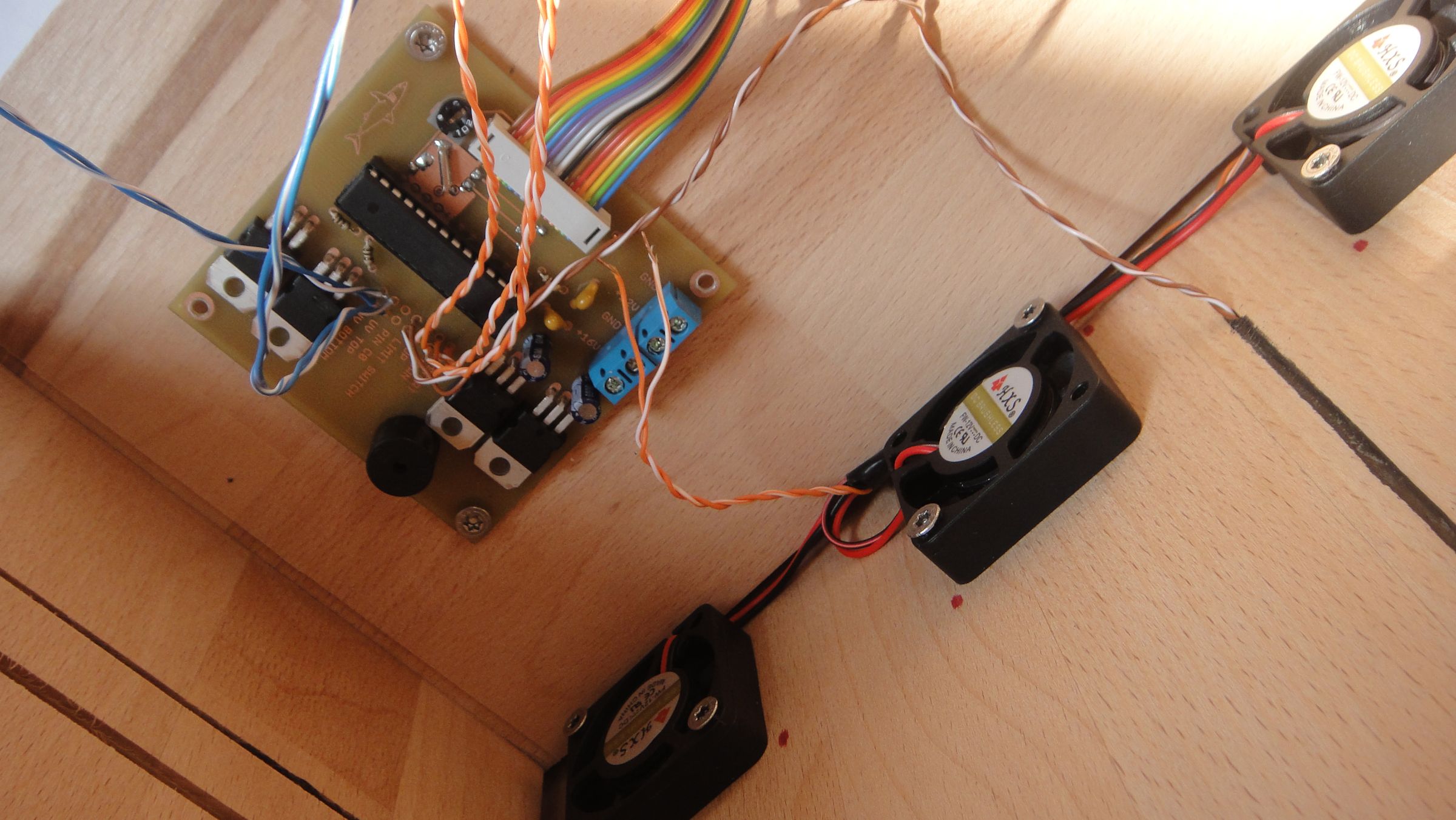 Homemade UV Exposure Box : 4 Steps - Instructables