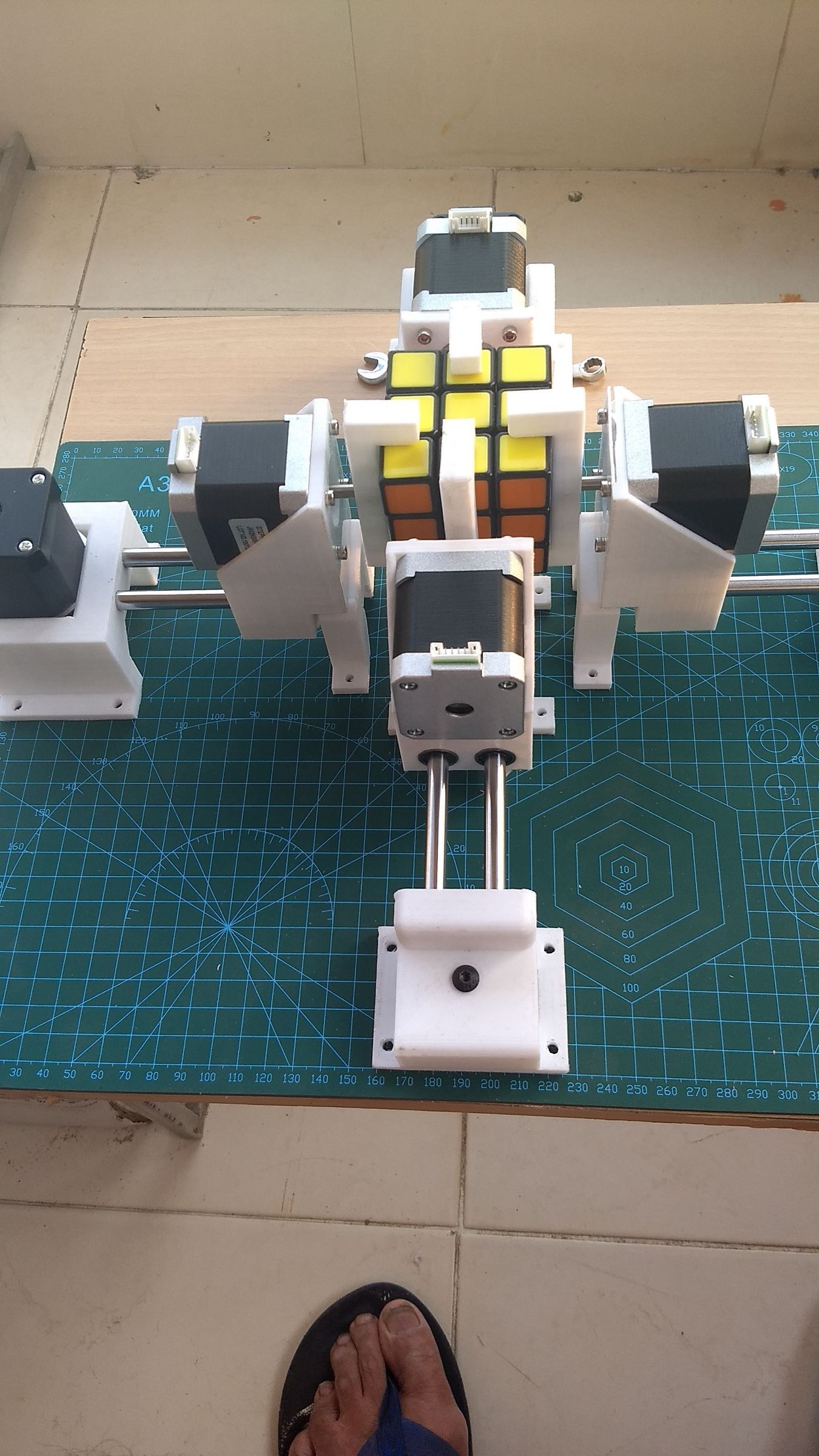 Q-Bot - the Open Source Rubik's Cube Solver : 7 Steps (with Pictures ...