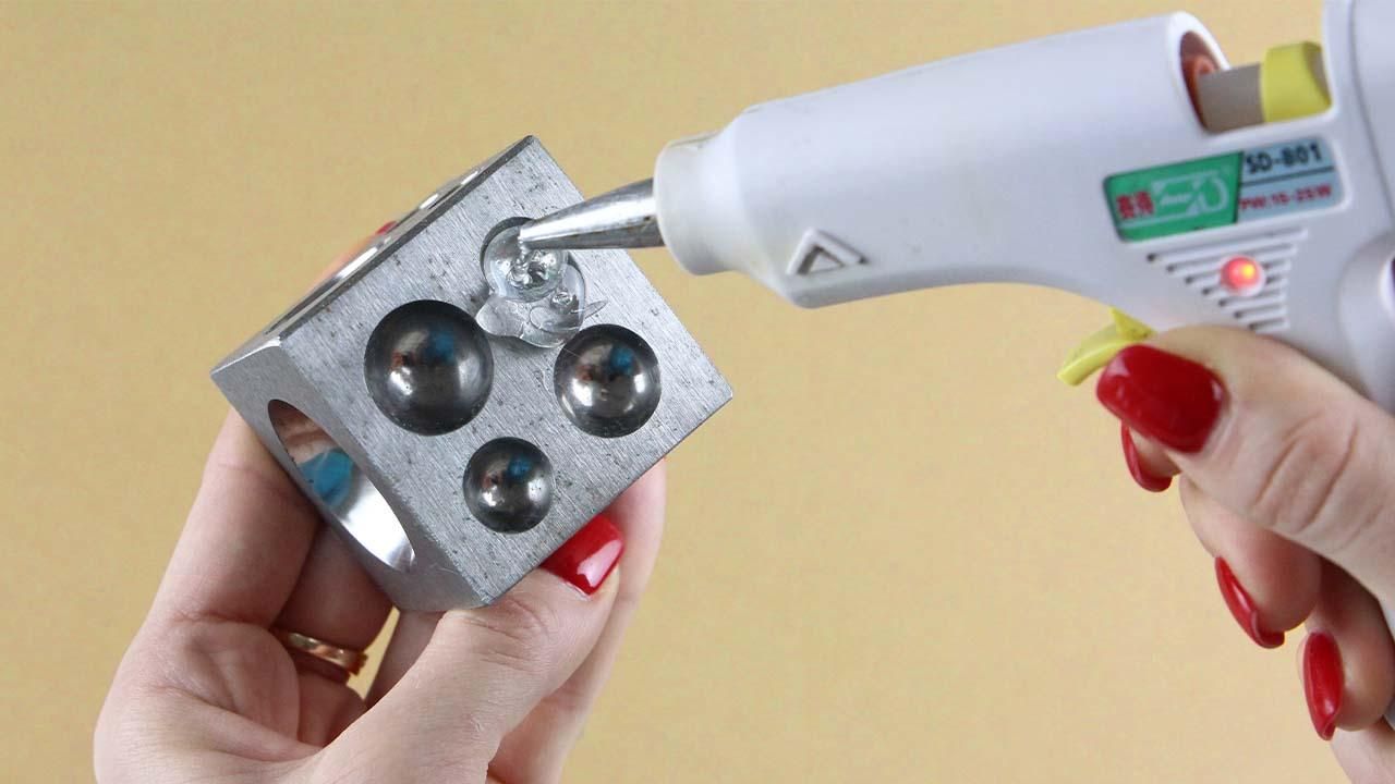 Hot Glue Gun Jewelry: Crafting Beauty From Simplicity! : 6 Steps ...