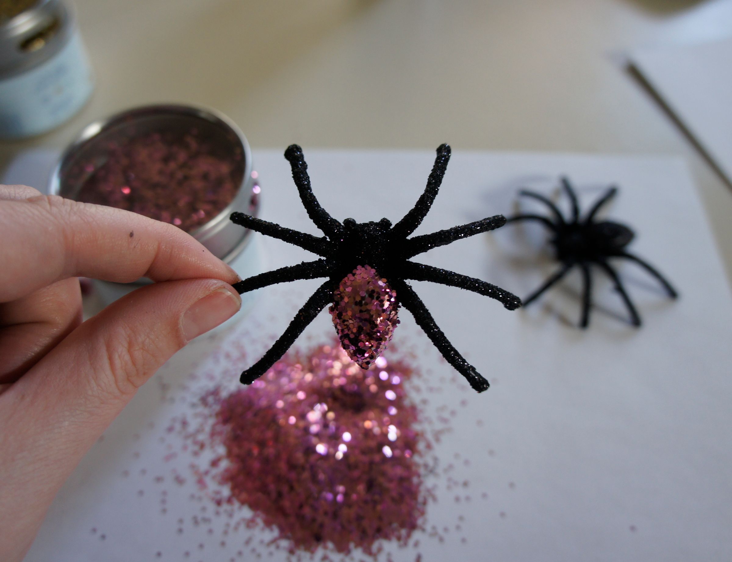 Spinning Spider Webs : 12 Steps (with Pictures) - Instructables