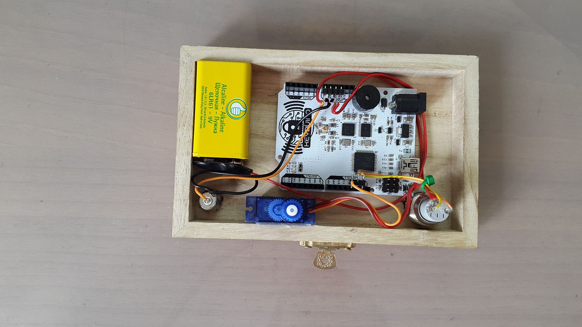 [KeyDuino] NFC Lock GIFT Box - Instructables