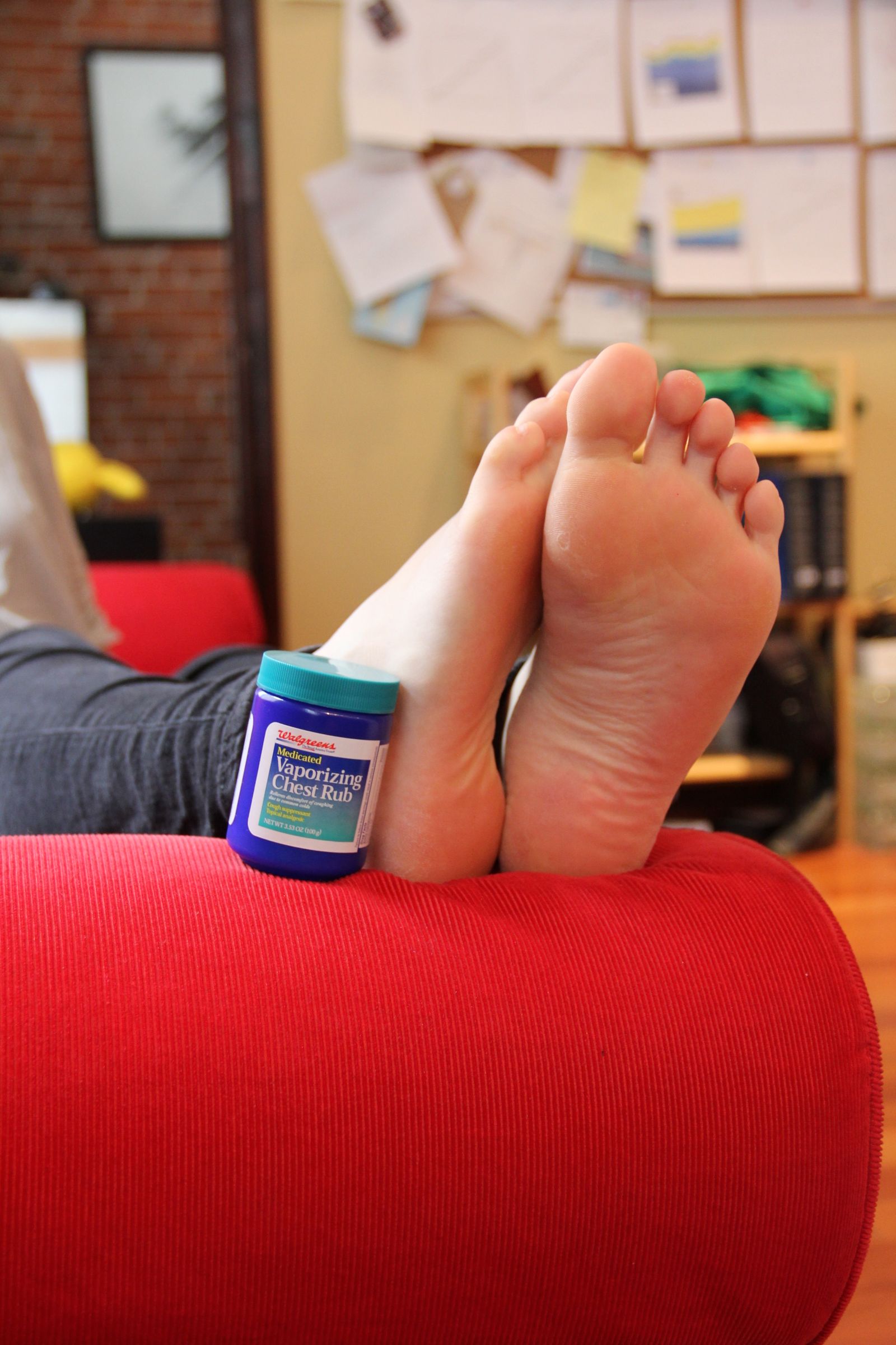 How Medicated Chest Rub Will Save Your Relationship : 7 Steps (with ...