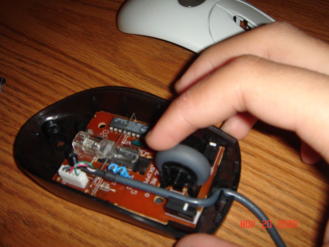 The Annoying Scroll Wheel Click Eliminator (smooth Scroll) : 5 Steps ...