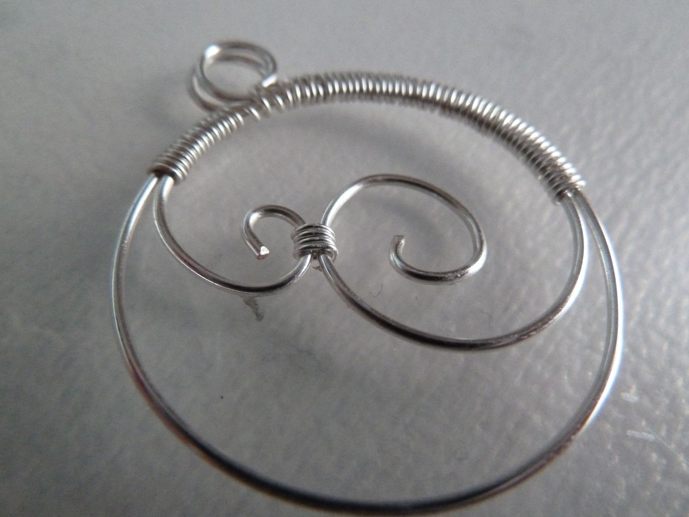 Triple Swirl Wirework Pendant : 17 Steps (with Pictures) - Instructables
