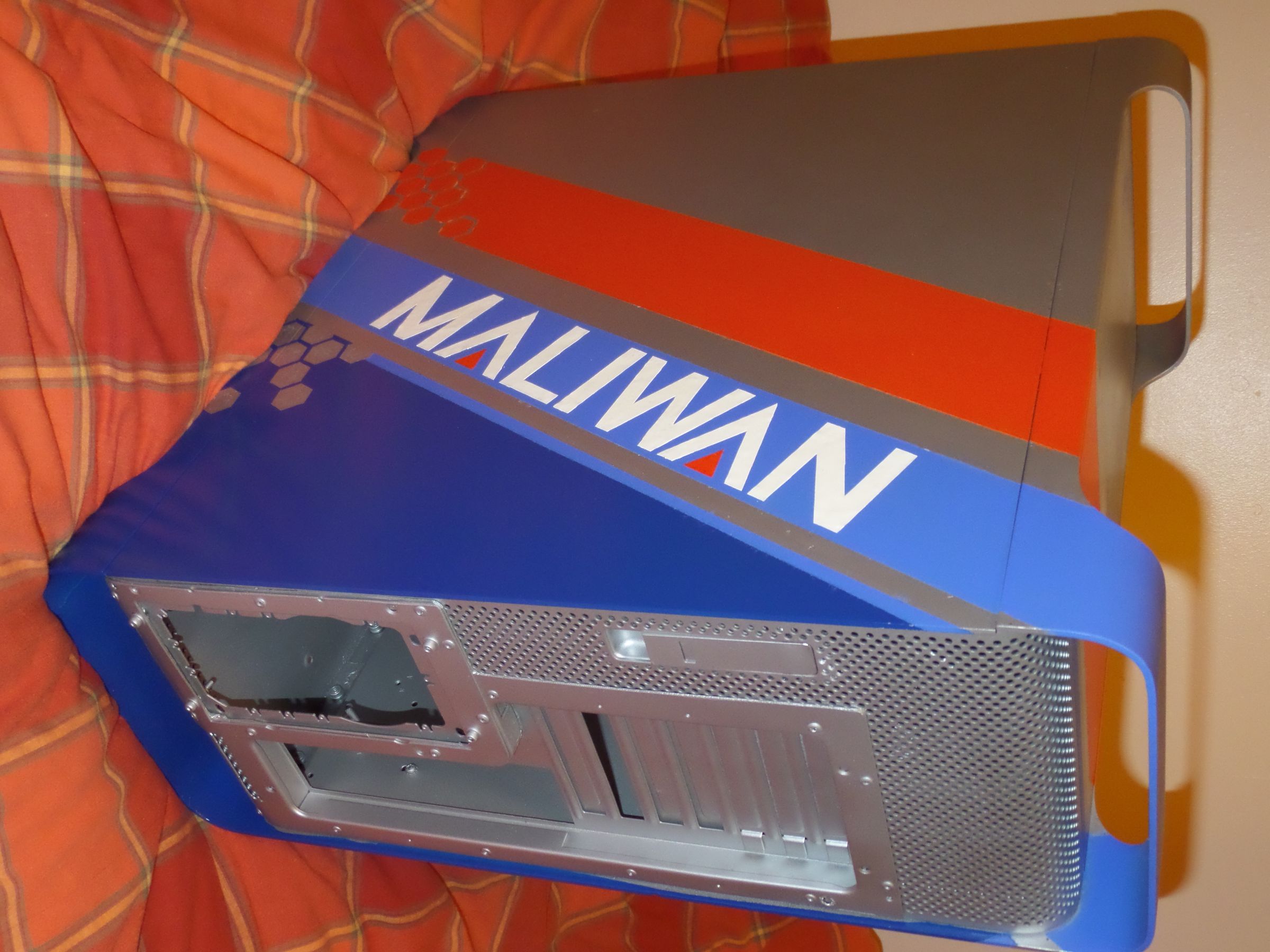 Maliwan Mac G5 Case Mod : 6 Steps (with Pictures) - Instructables