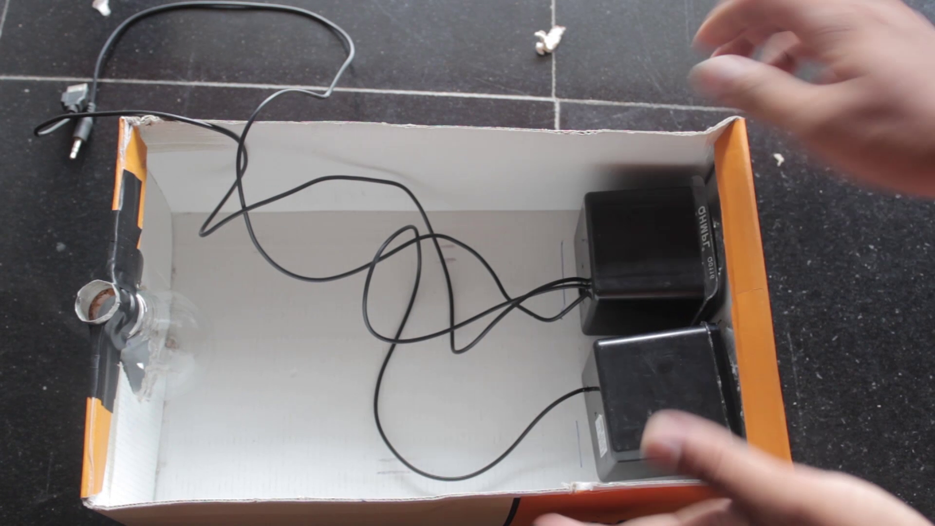 DIY Make Light Bulb Smart Phone Projector at Home Easy Way : 9 Steps ...