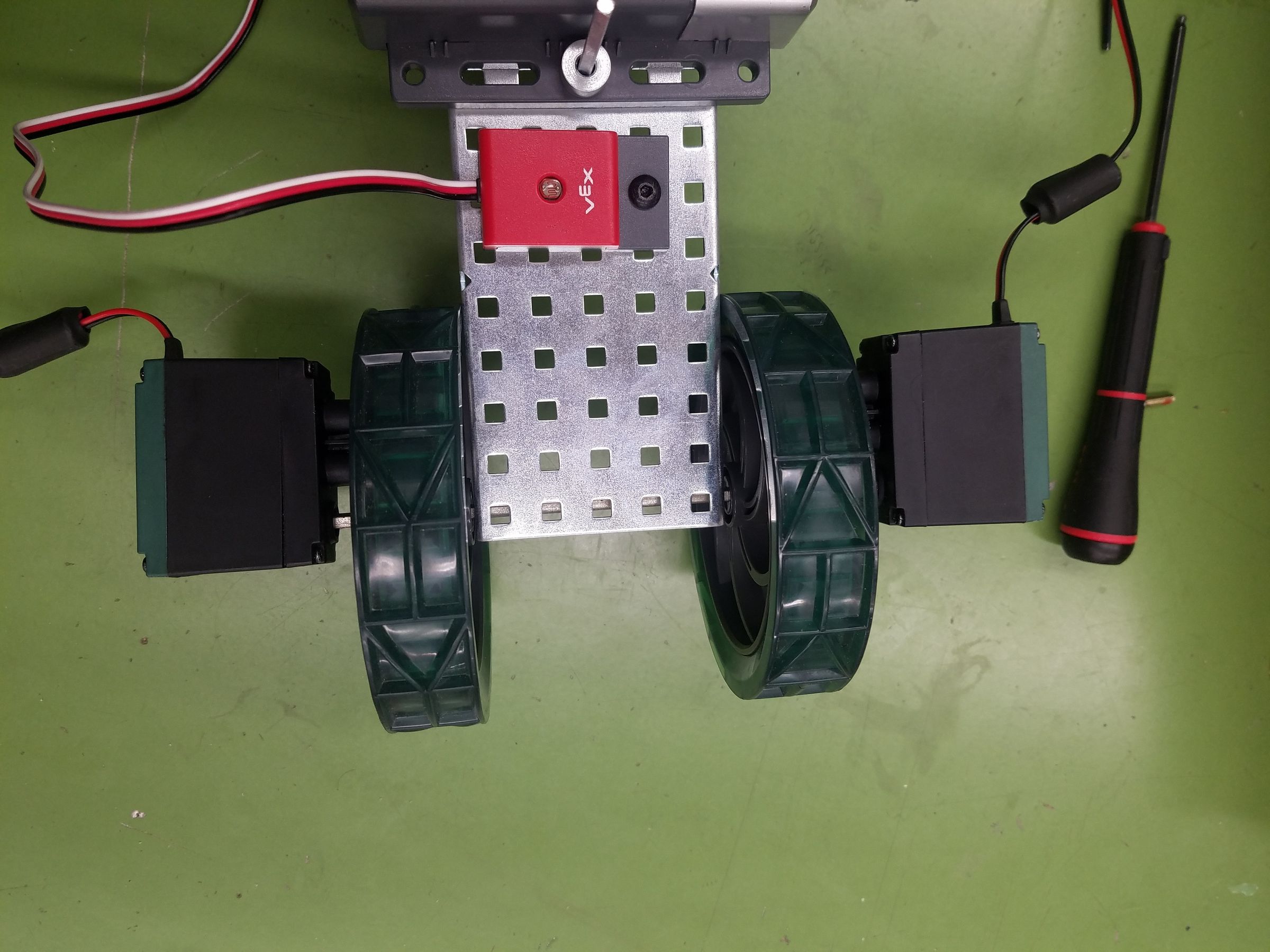 ROBOTC VEX Light Sensor Car : 5 Steps - Instructables