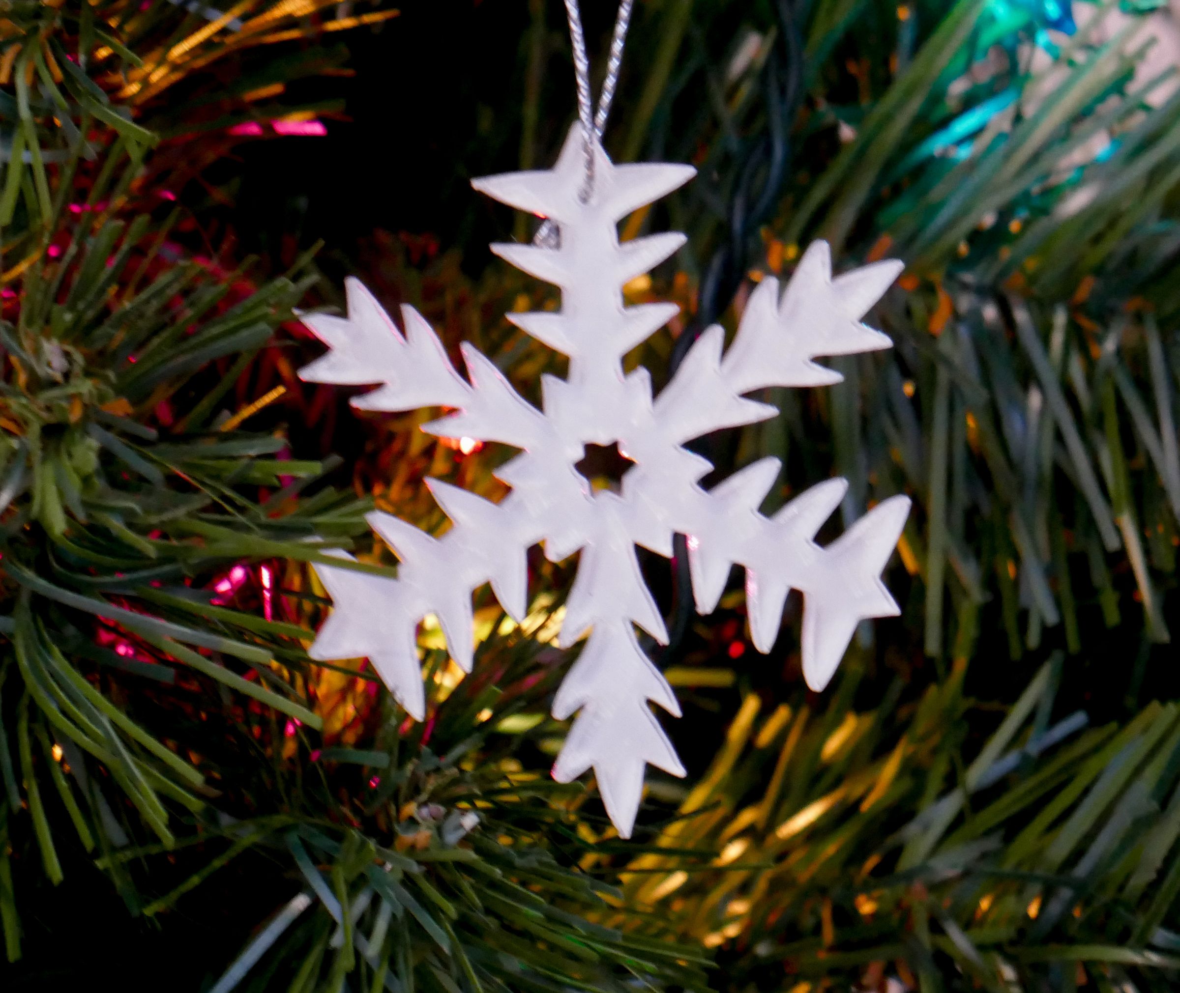 Laser Cut Plexiglass Snowflake : 5 Steps - Instructables