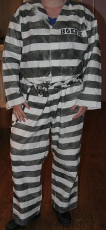 Prison Suit : 6 Steps - Instructables