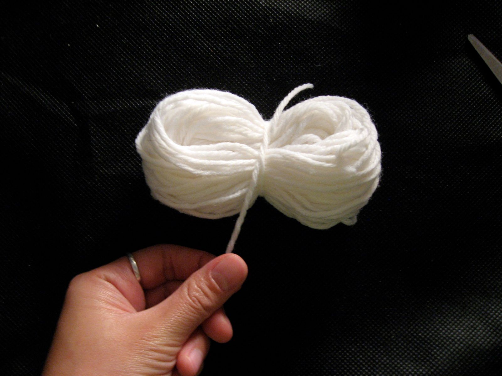 Yarn Puffs : 6 Steps (with Pictures) - Instructables