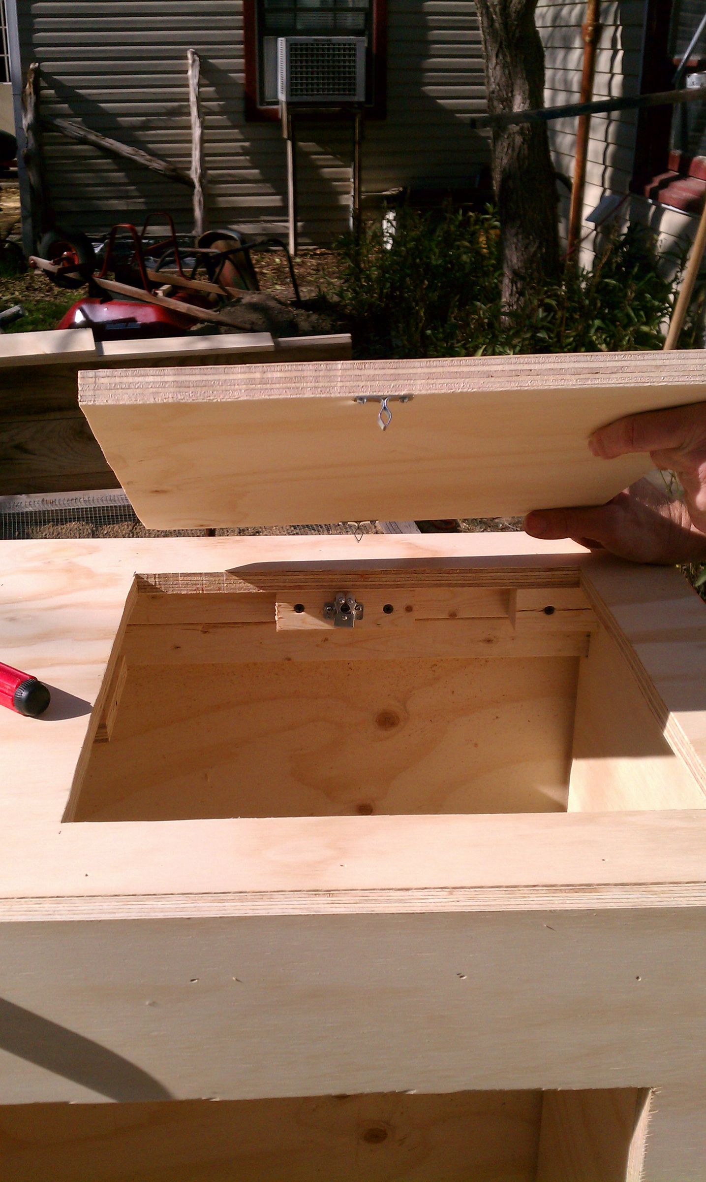 Fish Aquarium Stand (40 Breeder Tank With Hidden Sump Door) : 12 Steps ...