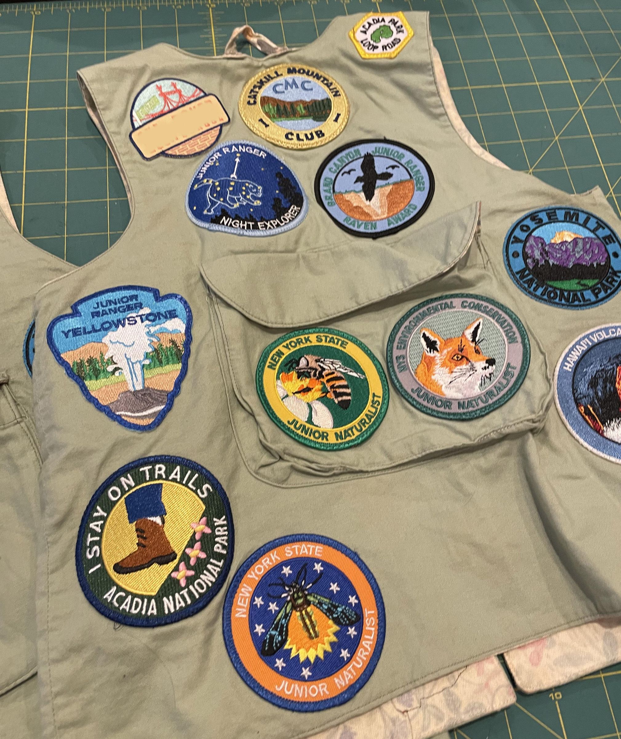 Kids Junior Ranger Explorer Vest : 12 Steps (with Pictures) - Instructables