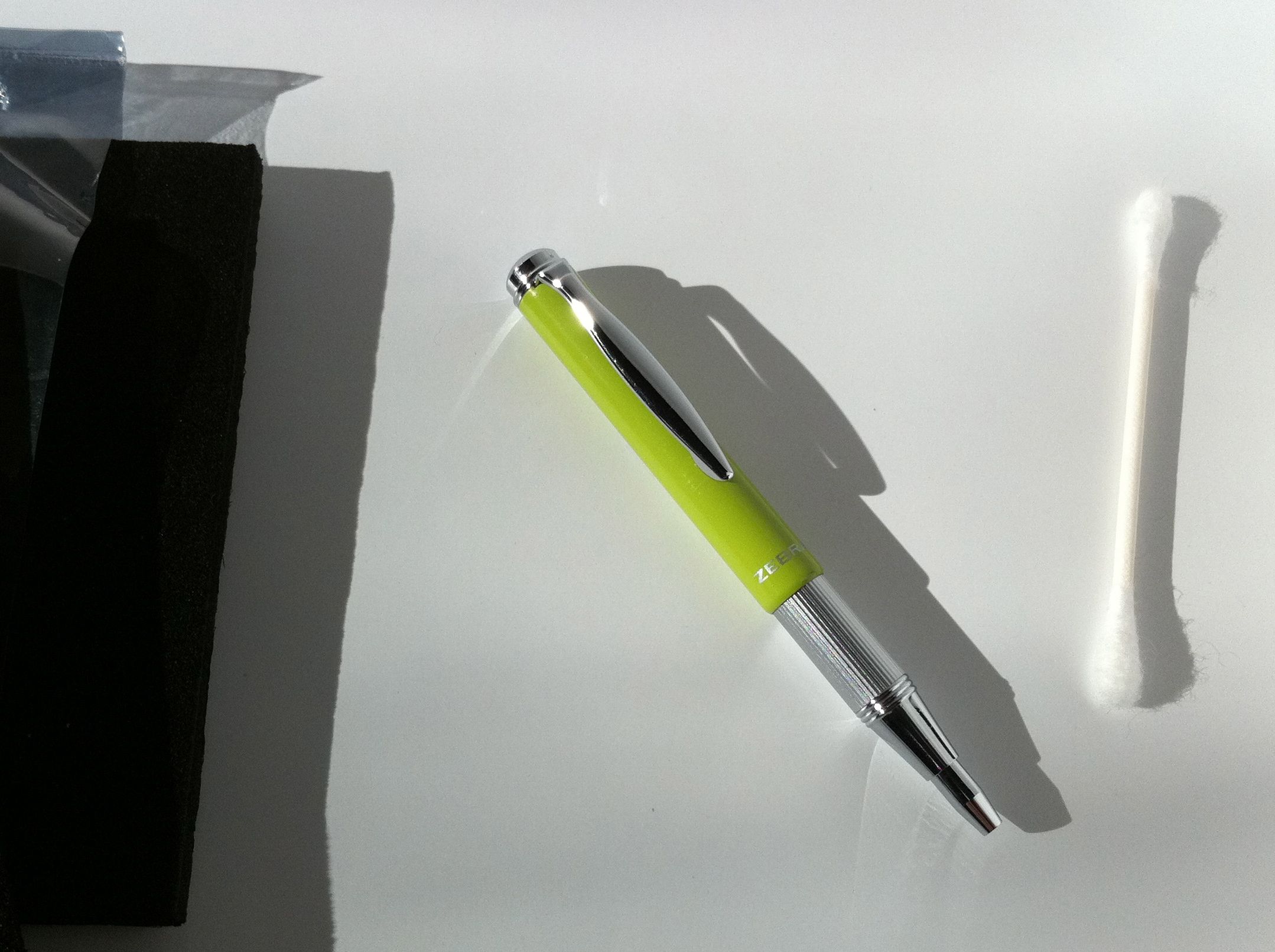 IPad Stylus - Also for Tablets, IPod, IPhone, Touchpad - Stylish and ...