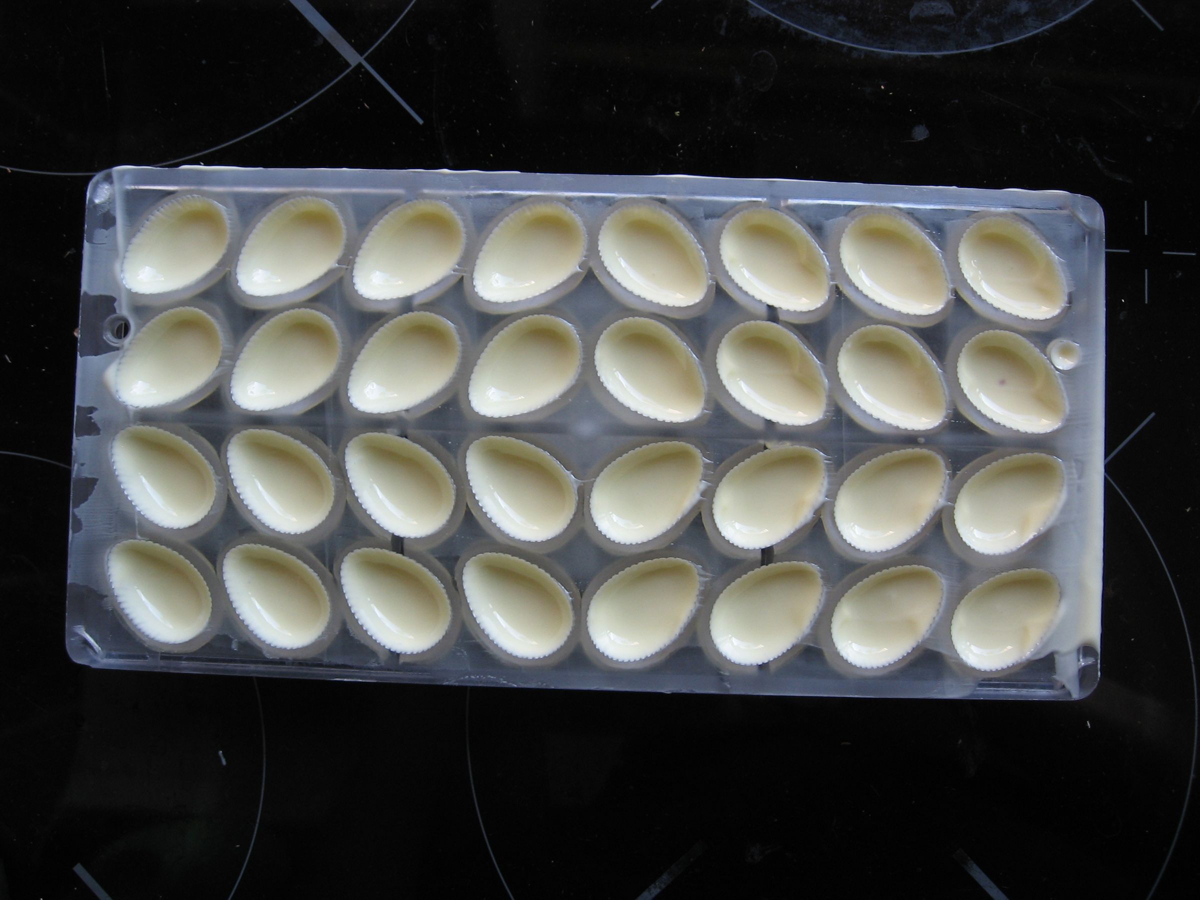 Filled Chocolates : 7 Steps (with Pictures) - Instructables