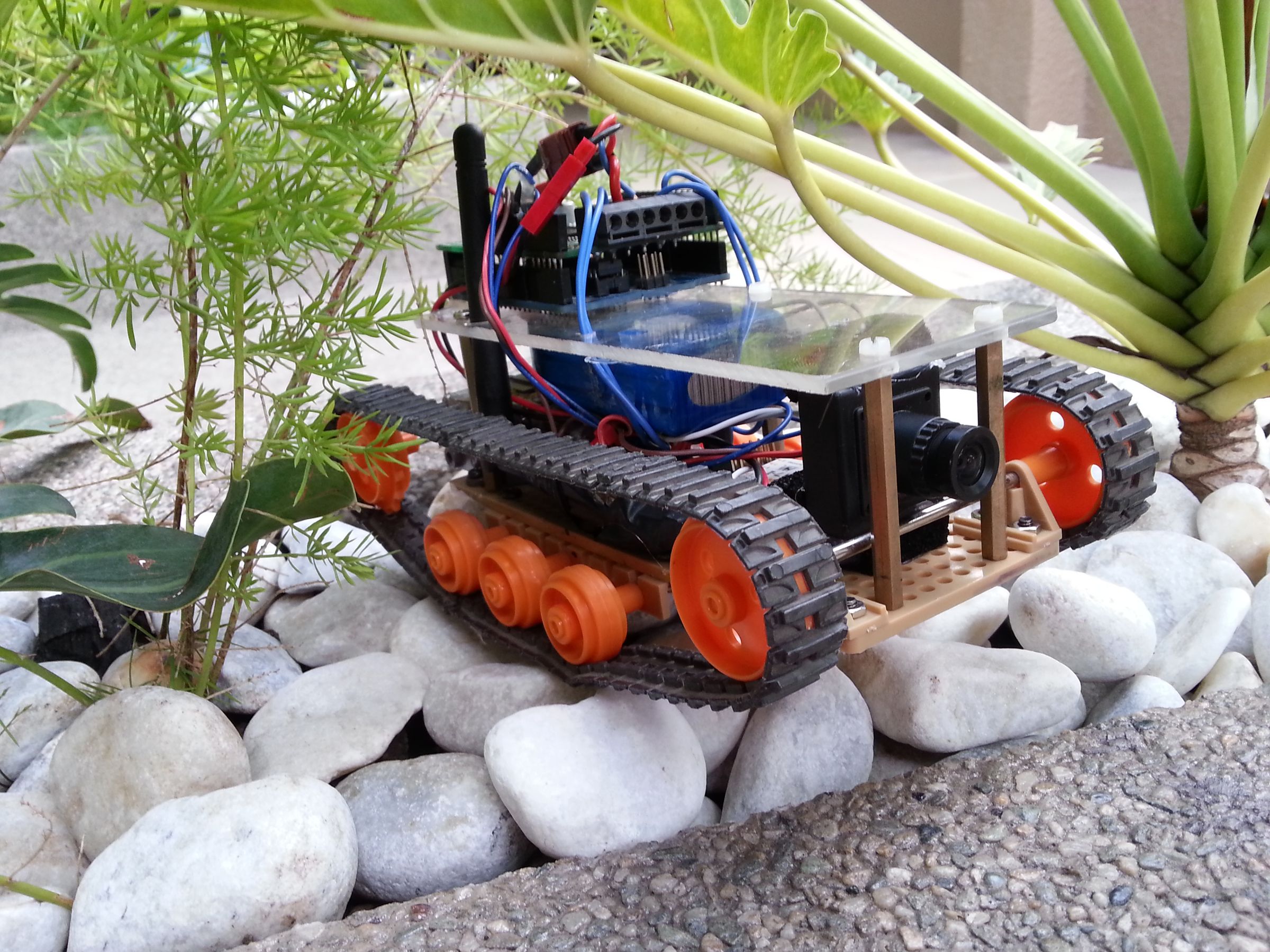 DIY FPV RC Tank V2 [2km RANGE Upgrade!] : 16 Steps (with Pictures ...