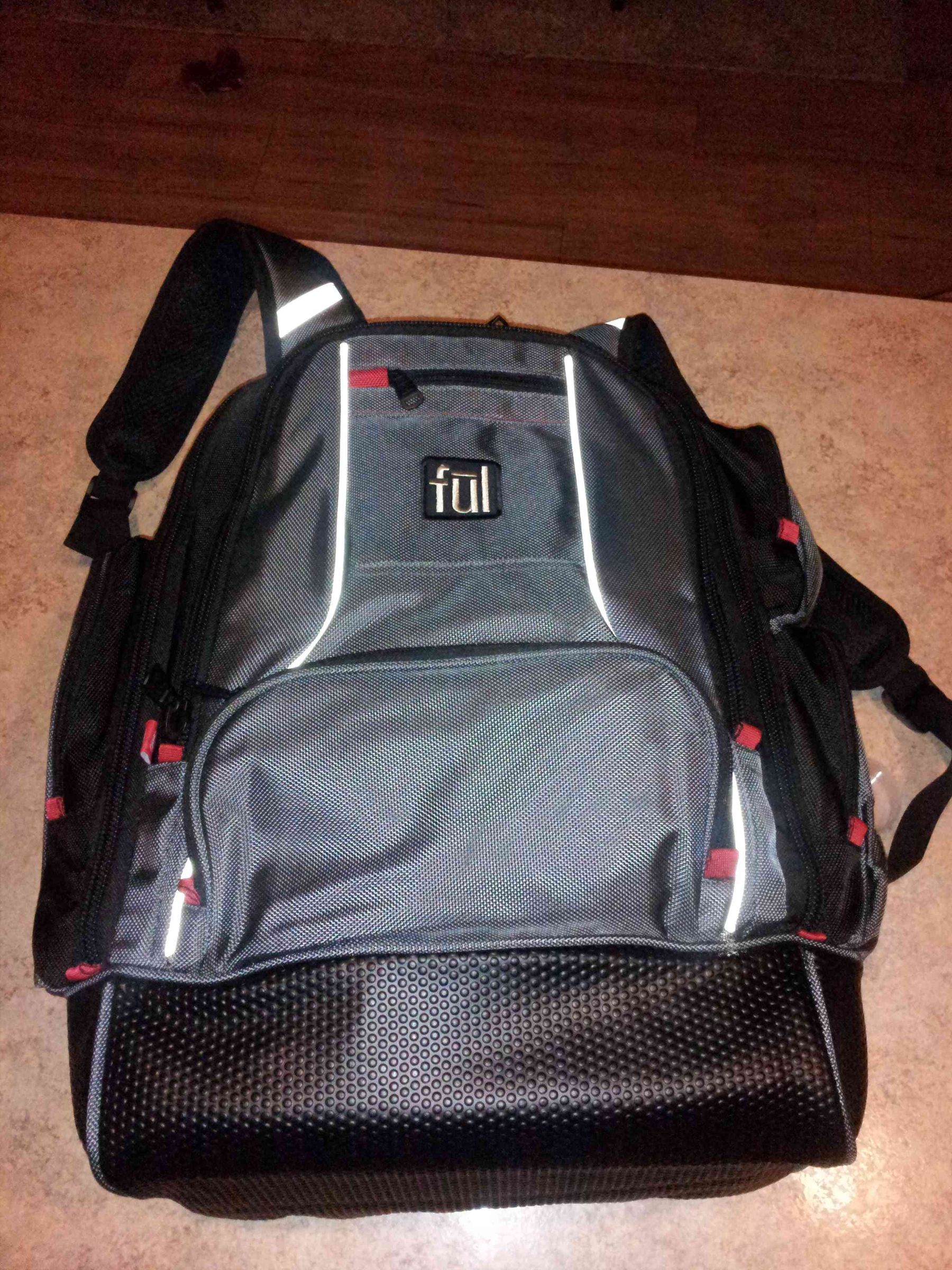 DIY DSLR Camera Backpack : 12 Steps - Instructables