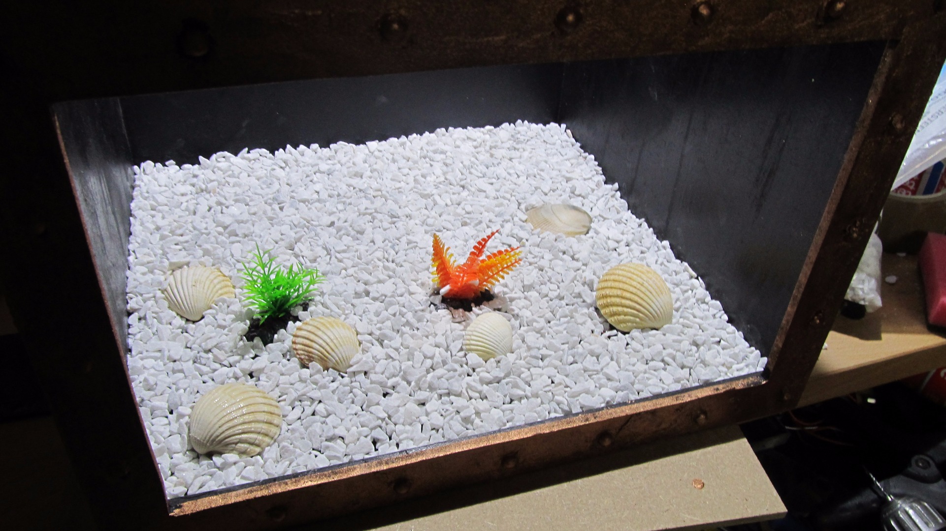Haunted Fish Tank. : 6 Steps - Instructables