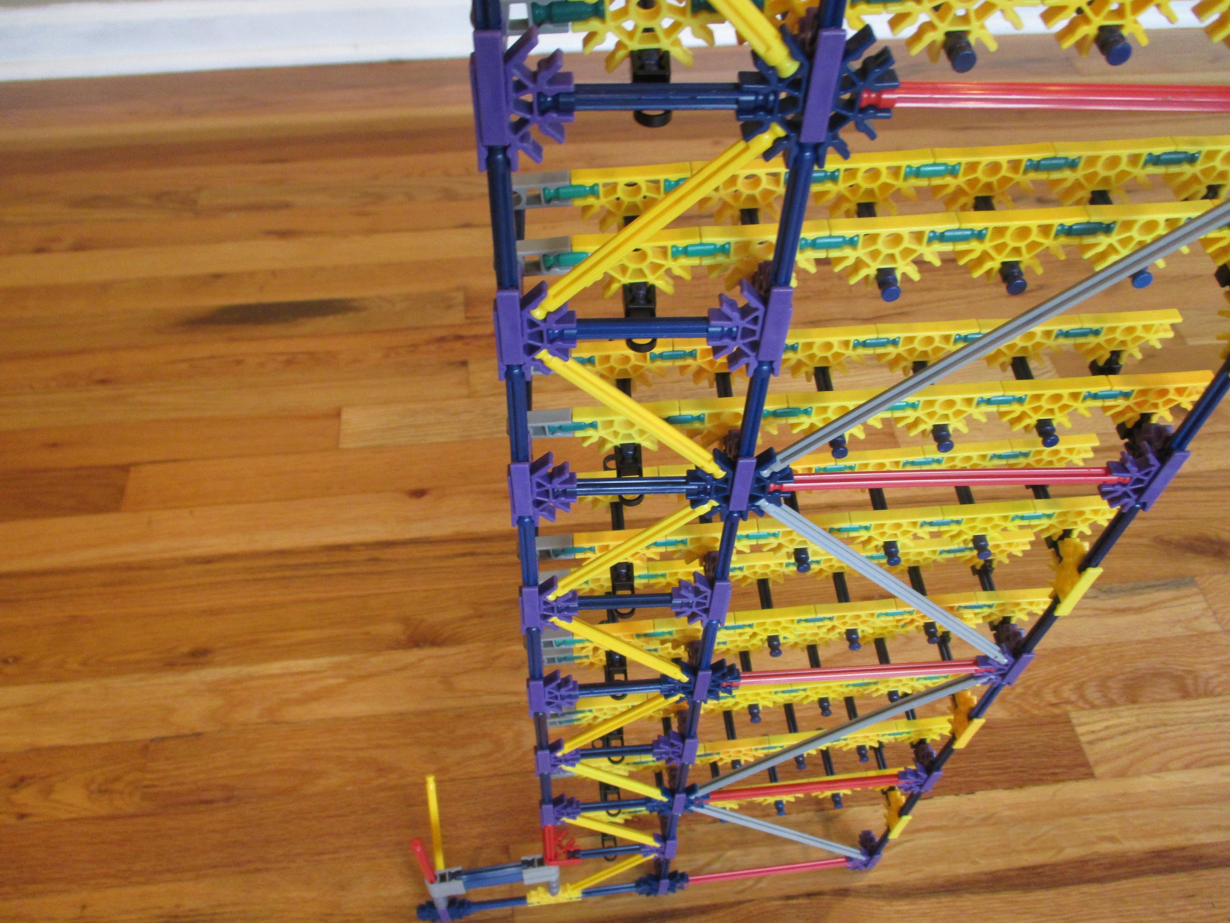 8-Ball Drawbridge Lift: a K'nex Ball Machine Lift : 17 Steps ...