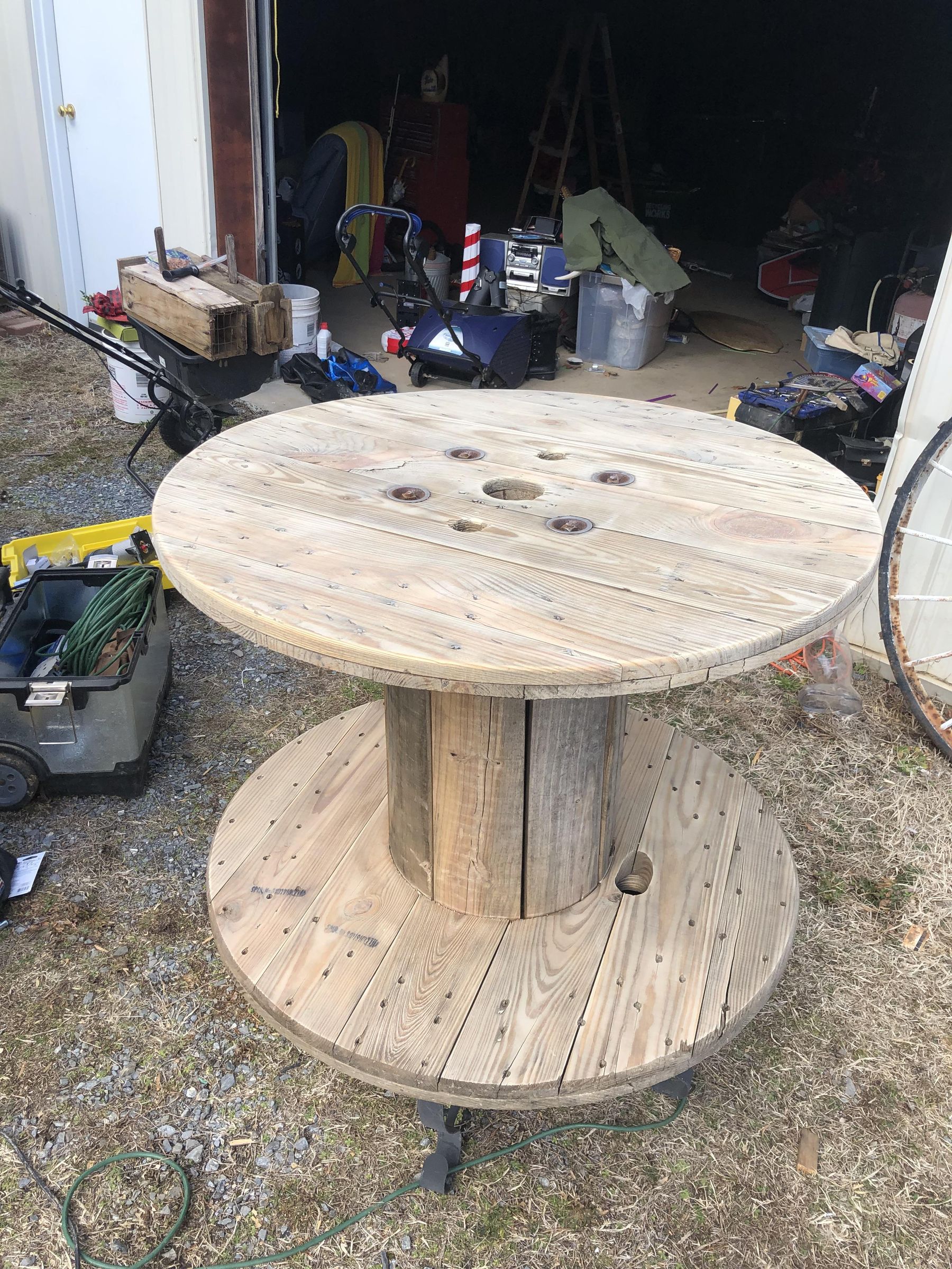 Wire Spool Coffee Table : 4 Steps (with Pictures) - Instructables