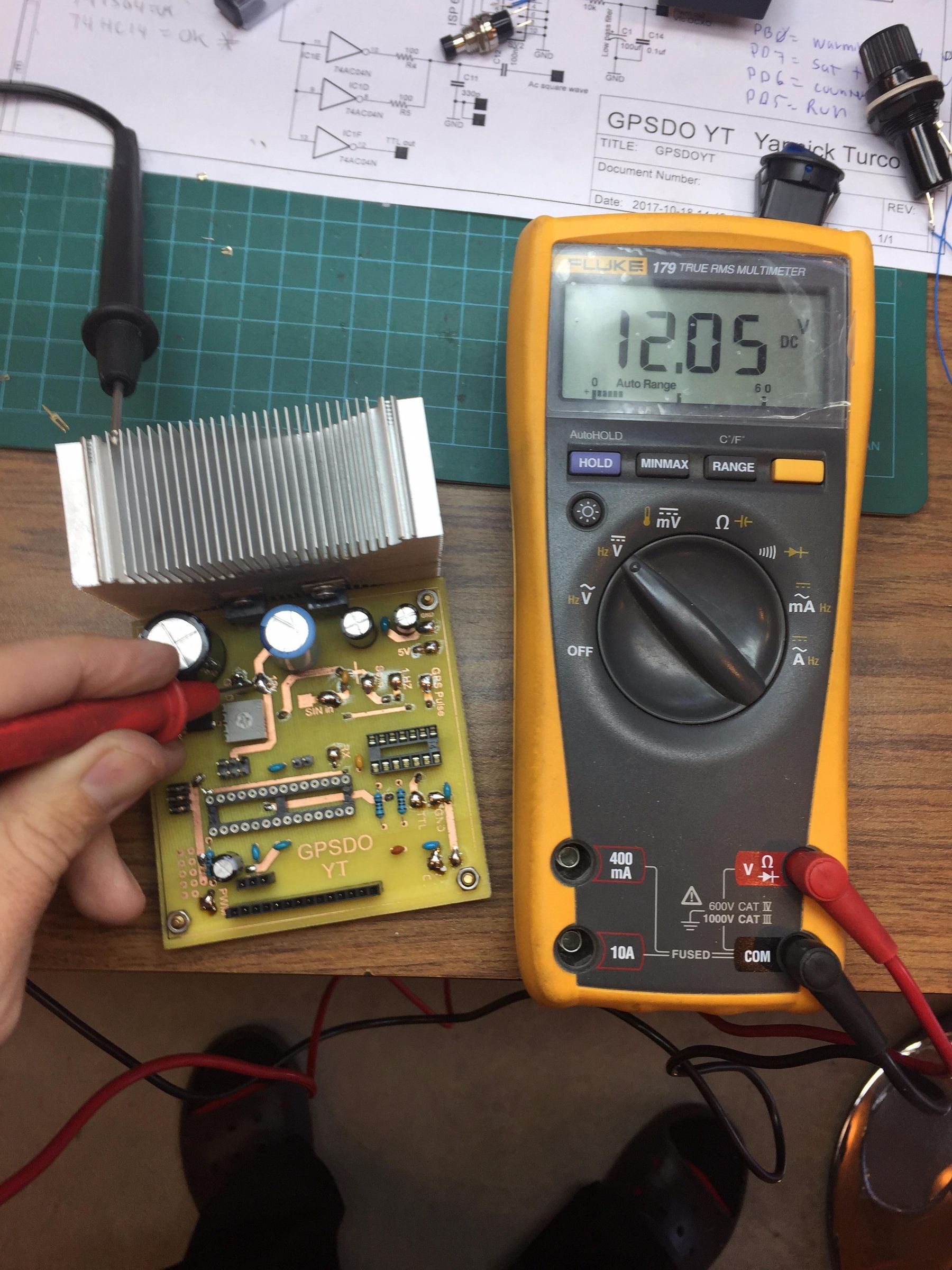 GPSDO YT 10 Mhz Lcd 2x16 With LED, UTC Time and GPS Localisation. : 26 ...