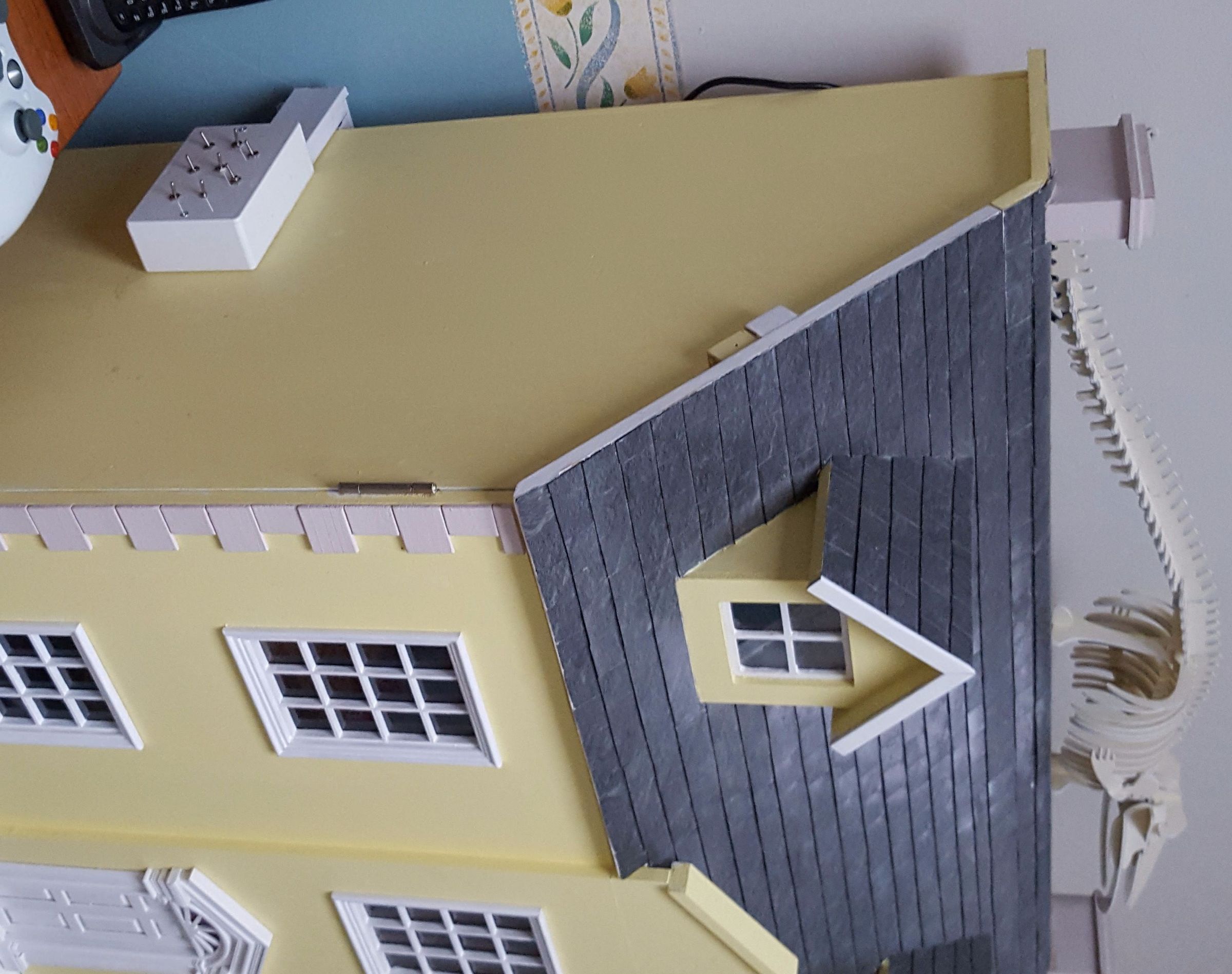 Easy LED Doll's House Lighting : 3 Steps - Instructables