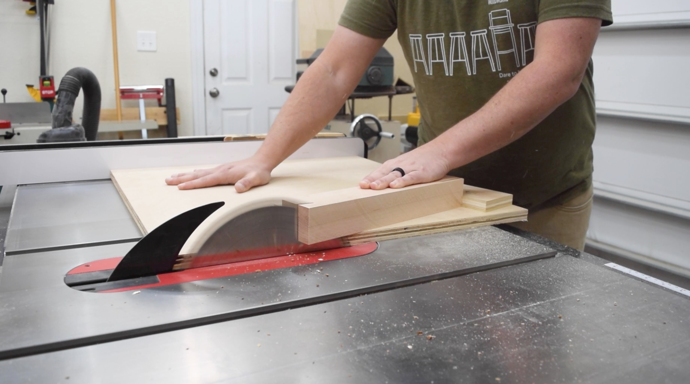 Modern Wall Bench : 7 Steps - Instructables