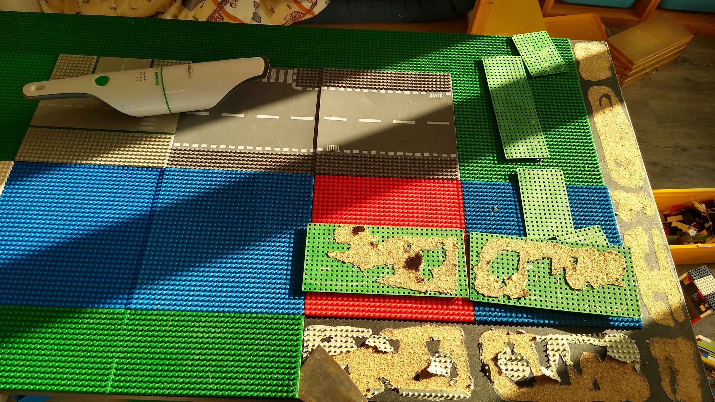 Lego Play Table (with Interchangeable Baseplates) - Updated : 7 Steps ...