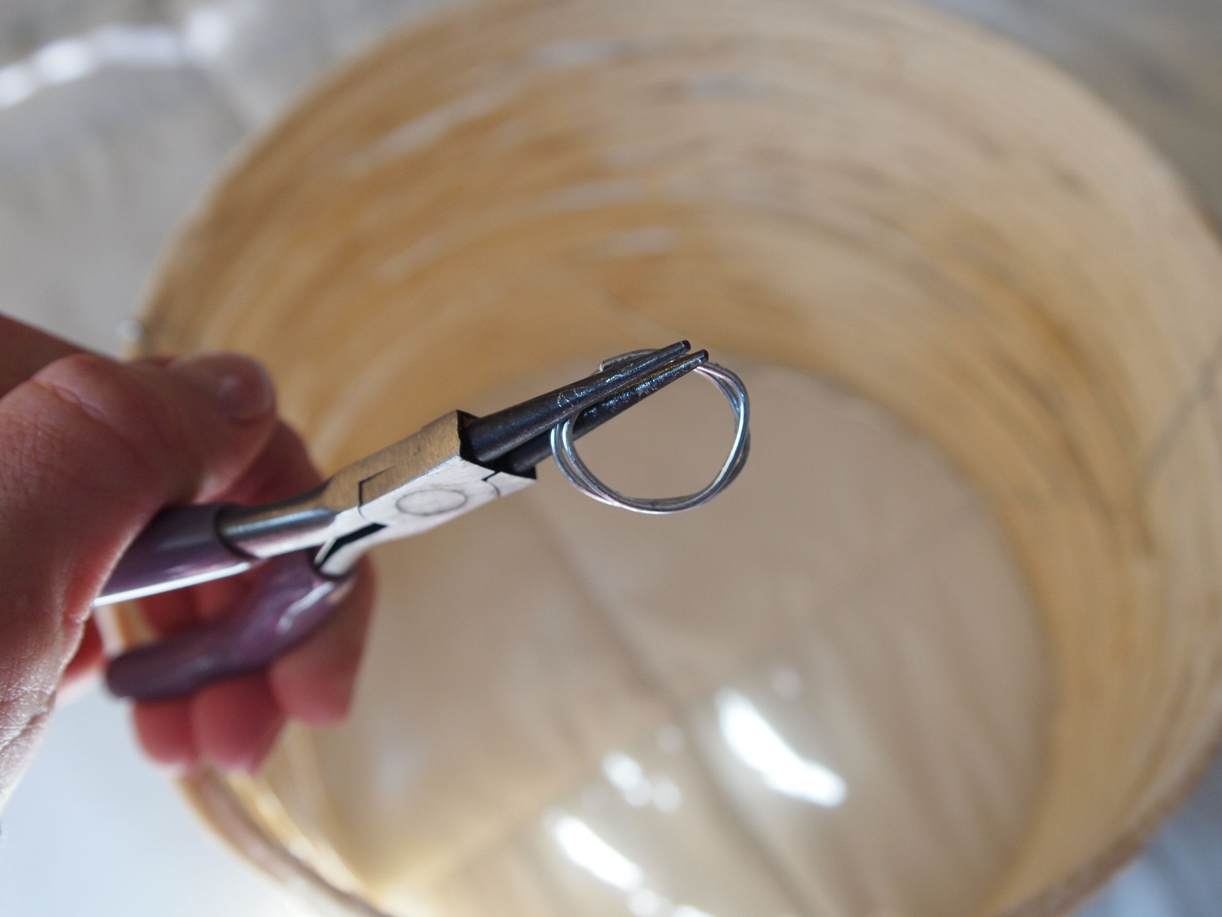 DIY Rustic Lampshade Made of Yarn (with Pictures) - Instructables