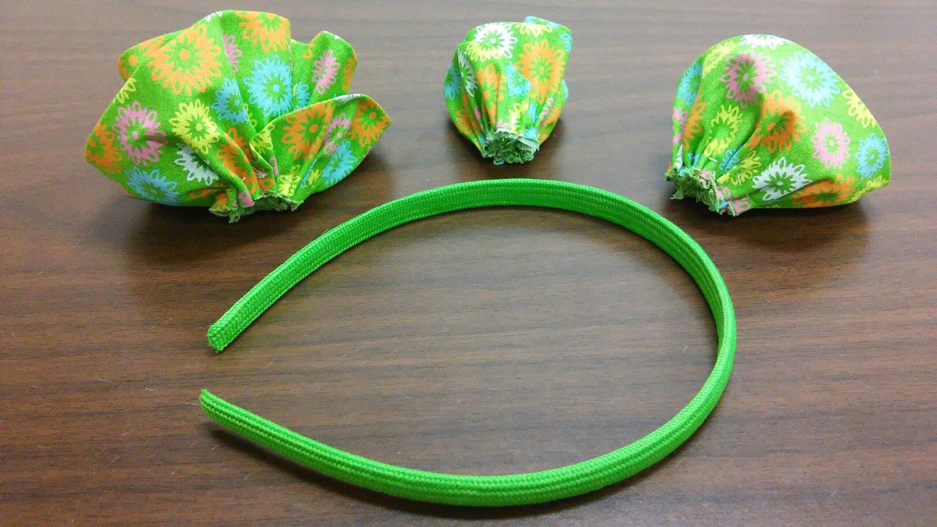 Fabric Flower Hair Accessory : 6 Steps (with Pictures) - Instructables