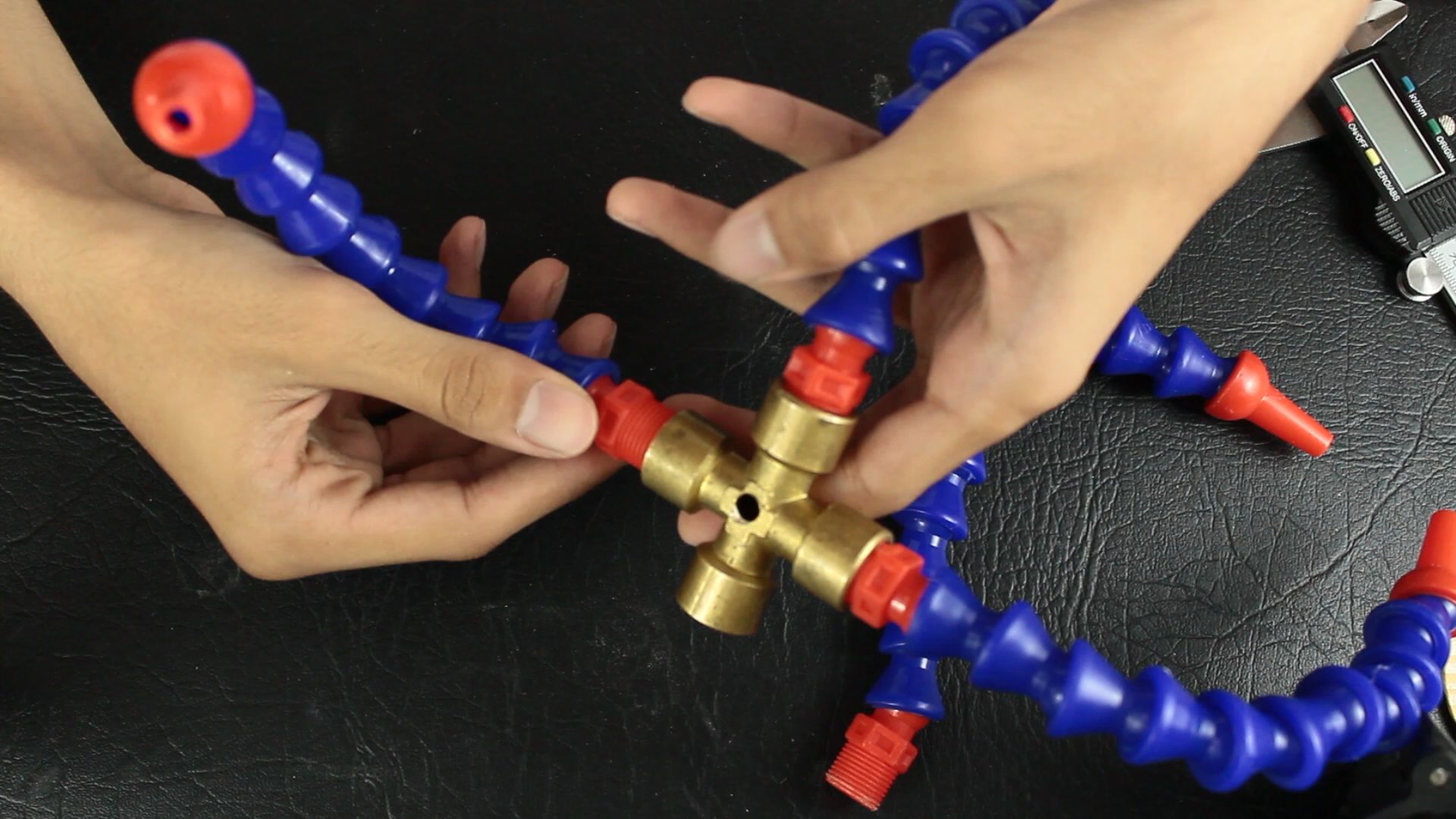 The Spyder-Pod - Your DSLR's New Friend! : 8 Steps (with Pictures ...