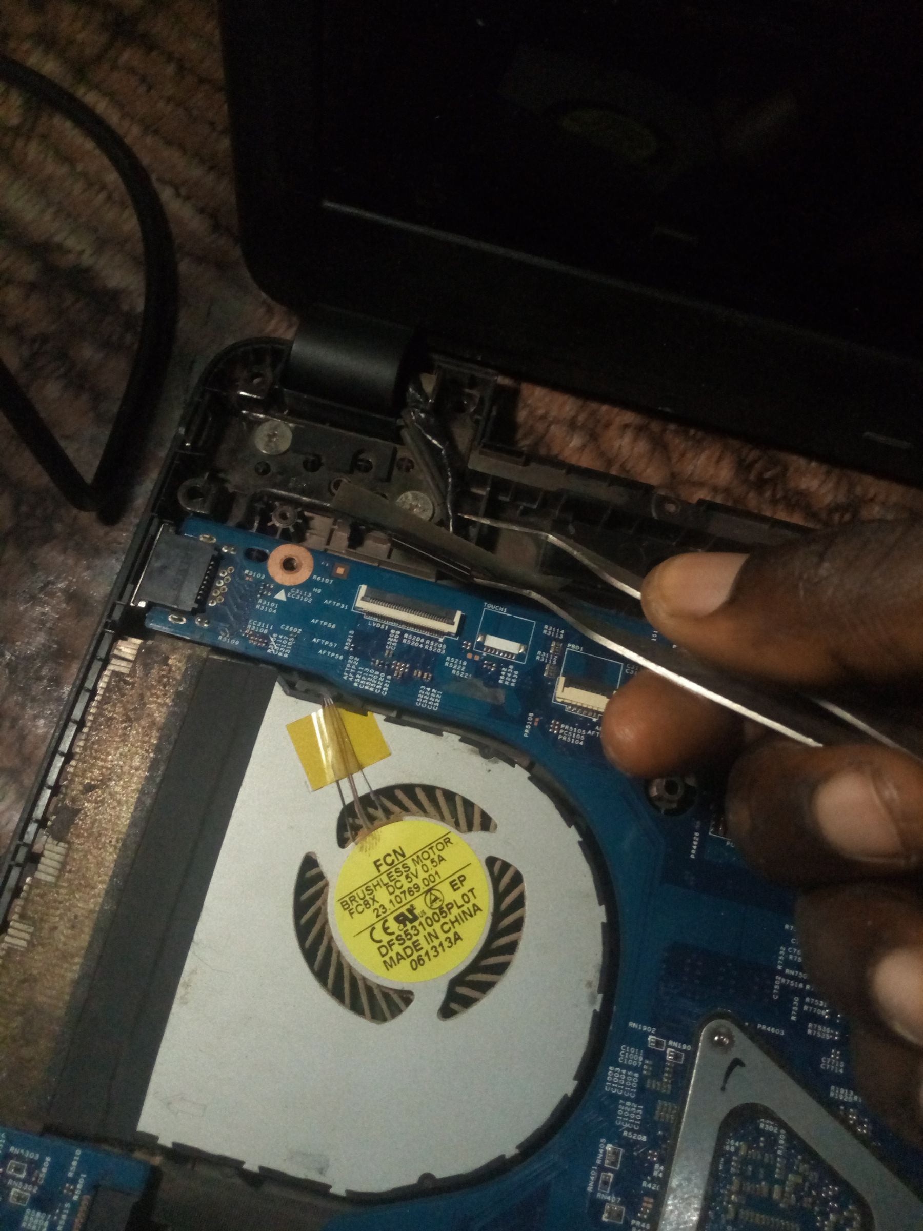 How I Fix My Dead Laptop of Over Two Years : 8 Steps - Instructables