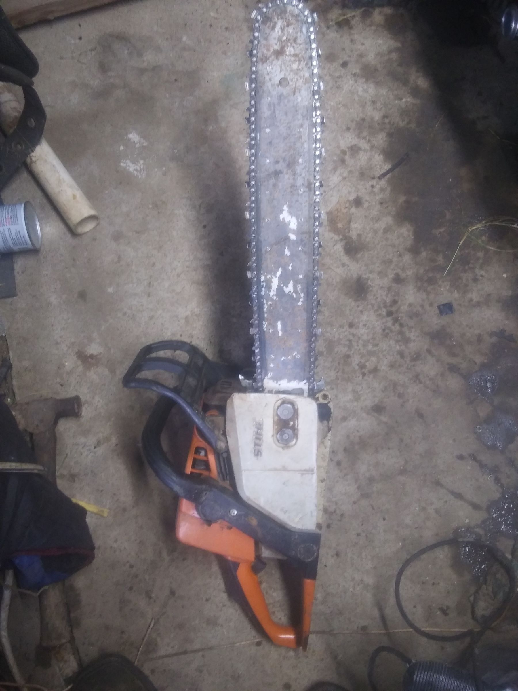 How to Fix Stripped Bar Stud Holes on a Stihl MS250 Chainsaw : 4 Steps ...