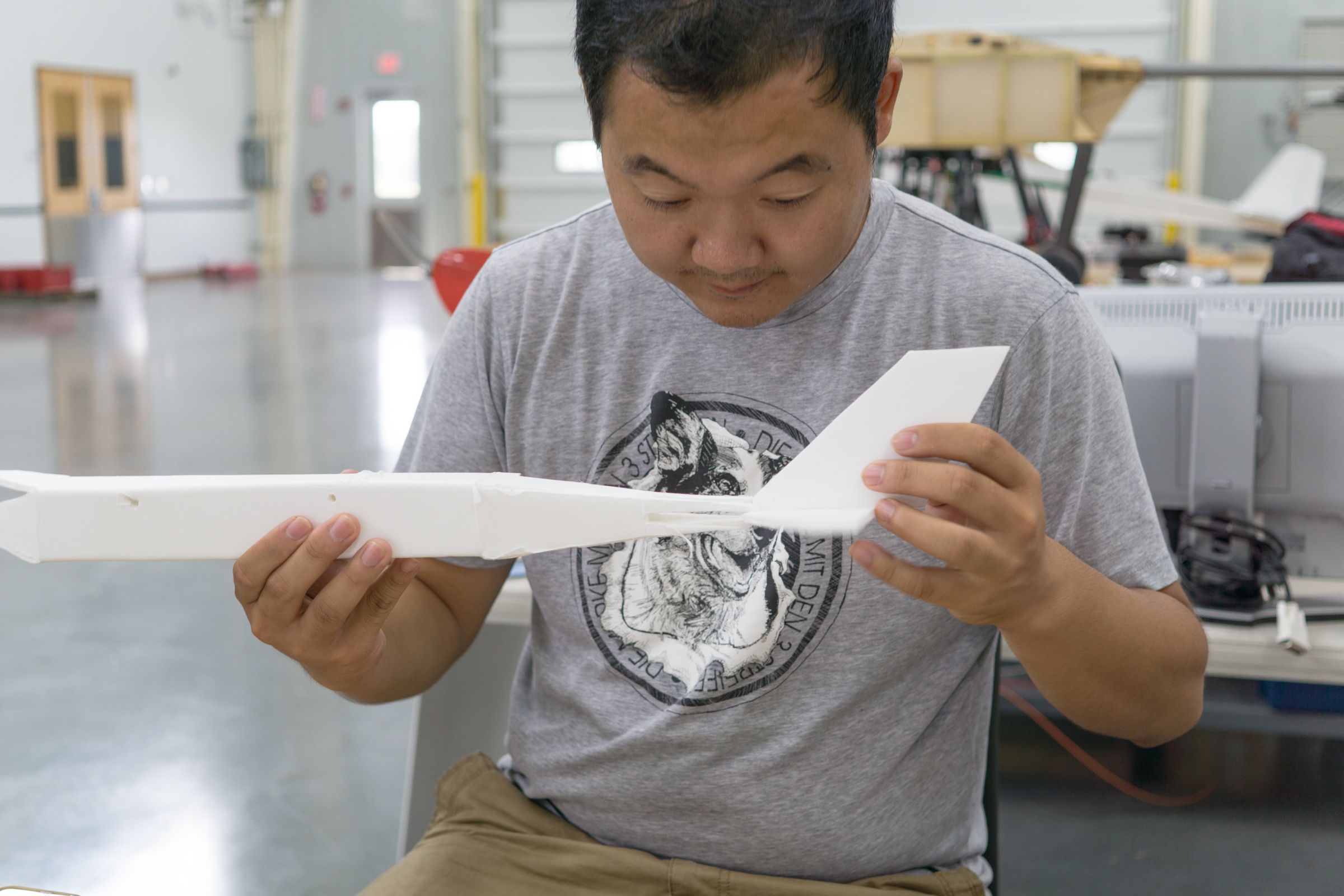 DIY Free-Flight Glider : 9 Steps (with Pictures) - Instructables